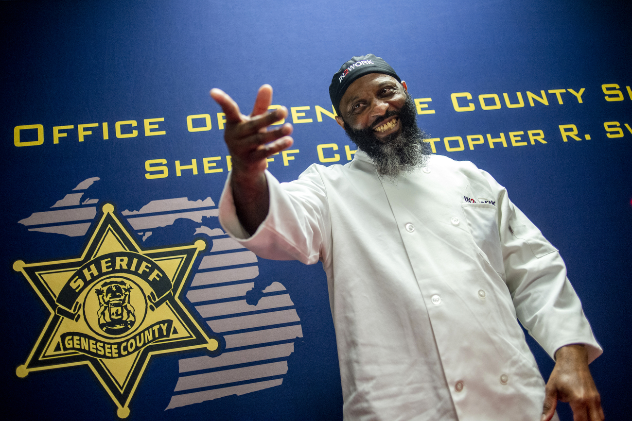 Flint man becomes first Michigan inmate to get ServSafe certification ...