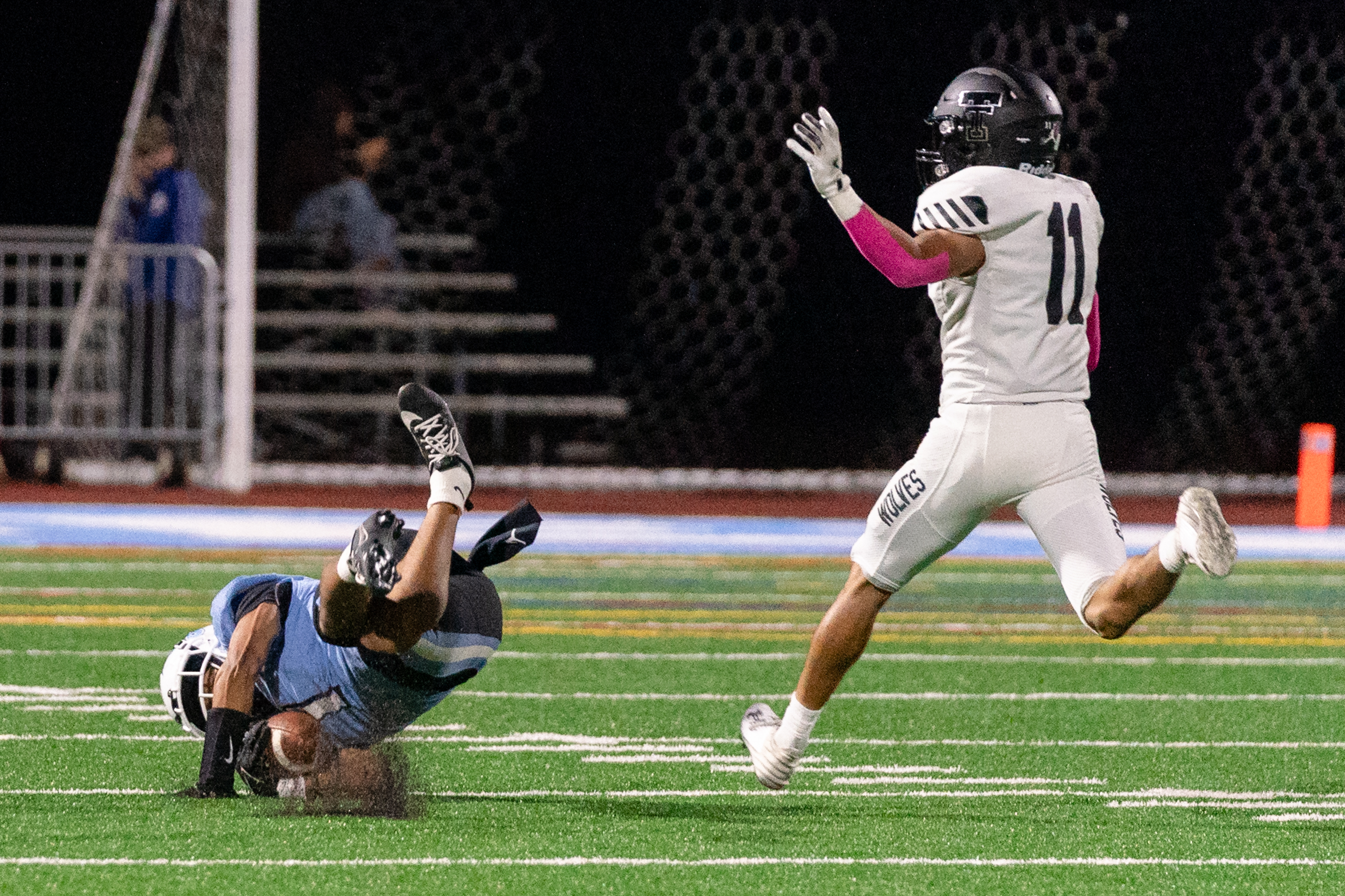 Oregon high school football: Lakeridge Pacers vs Tualatin Timberwolves ...