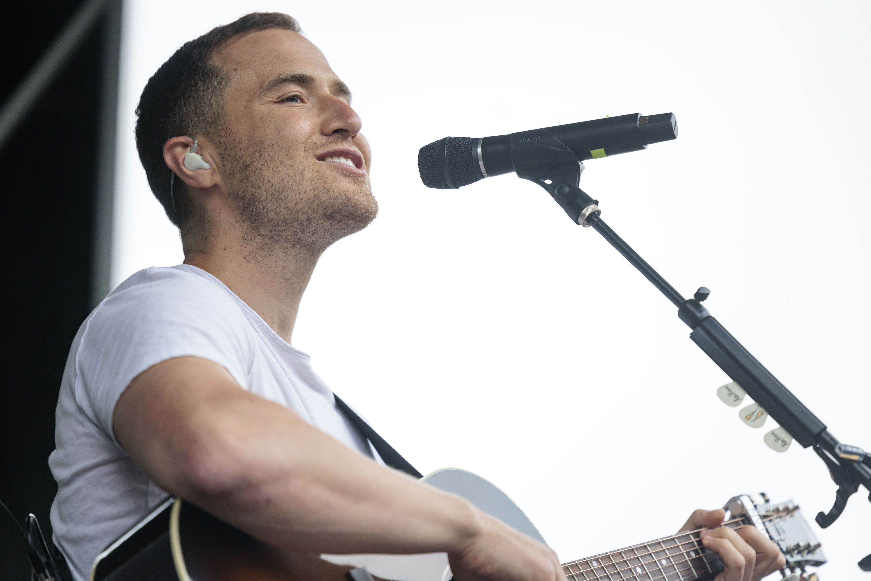 Sonic Lunch kicks off 2025 concert series with Mike Posner, Brody ...