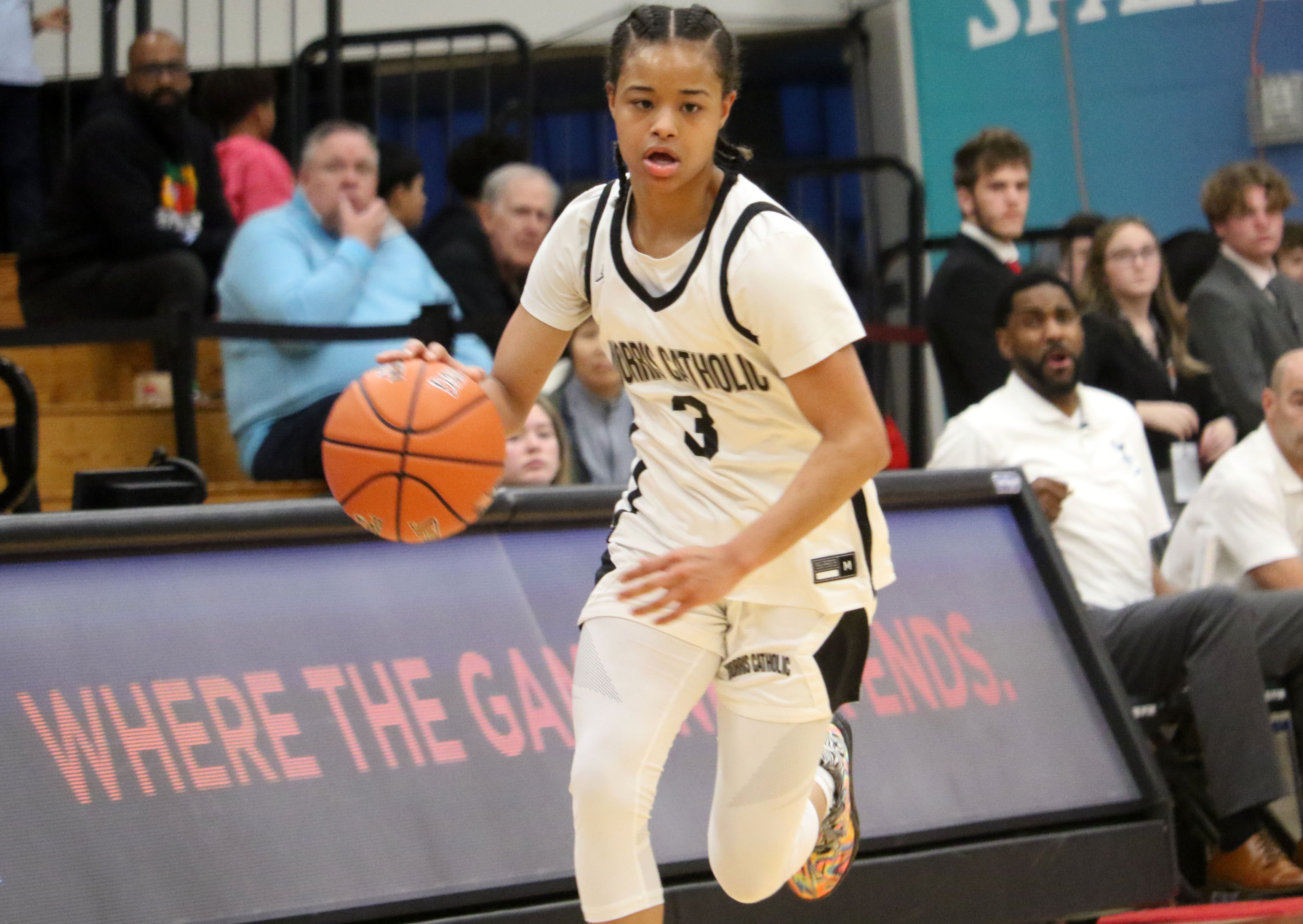 Morris Catholic vs. Mater Dei at Hoophall Classic - masslive.com