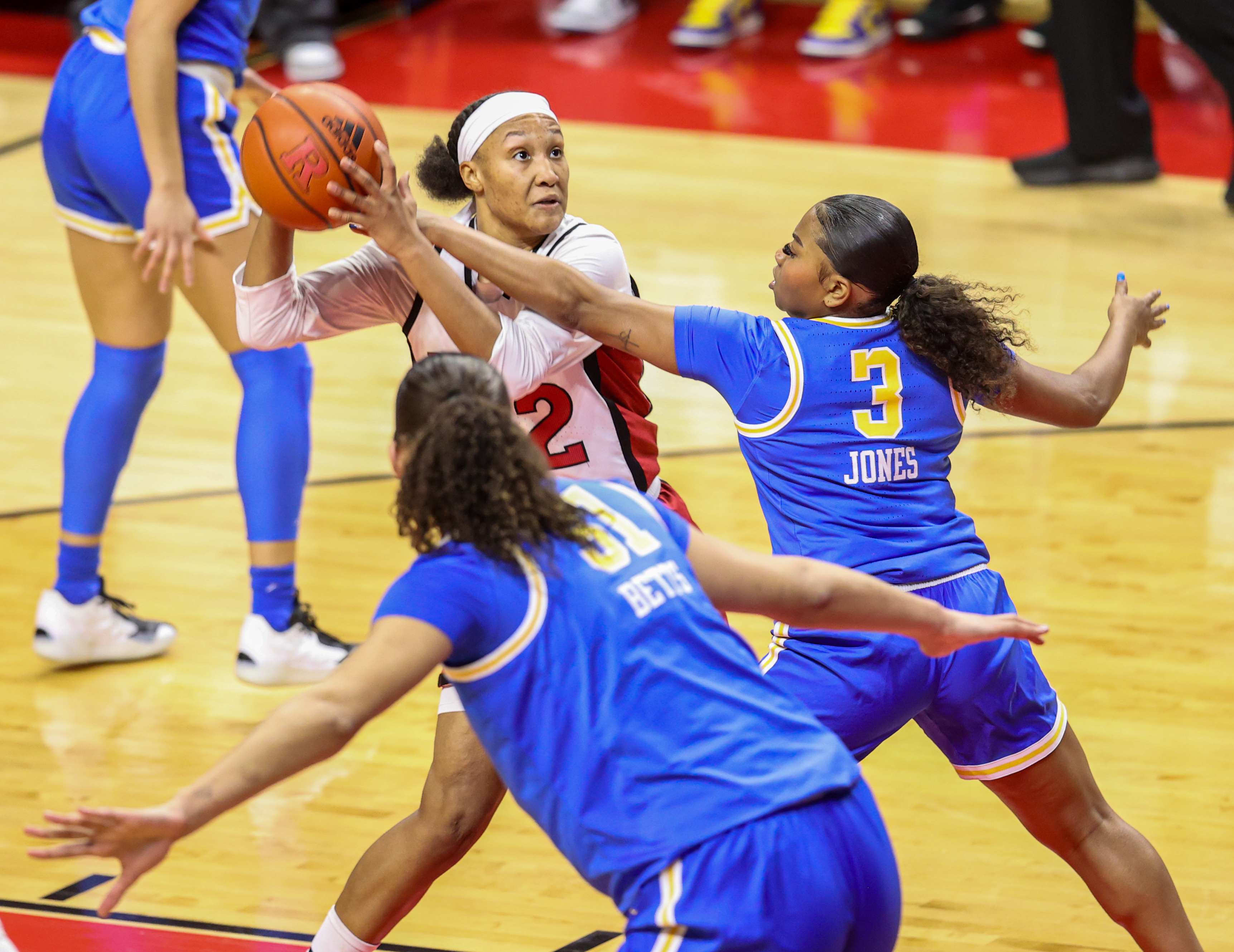 Big Ten women’s basketball: No. 1 UCLA at Rutgers - nj.com