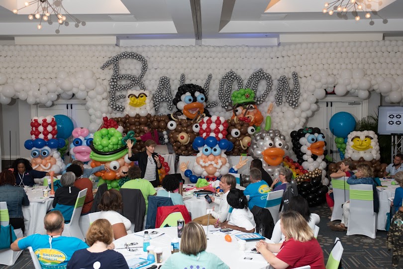 Balloon Artist Carolynn Hayman - mlive.com