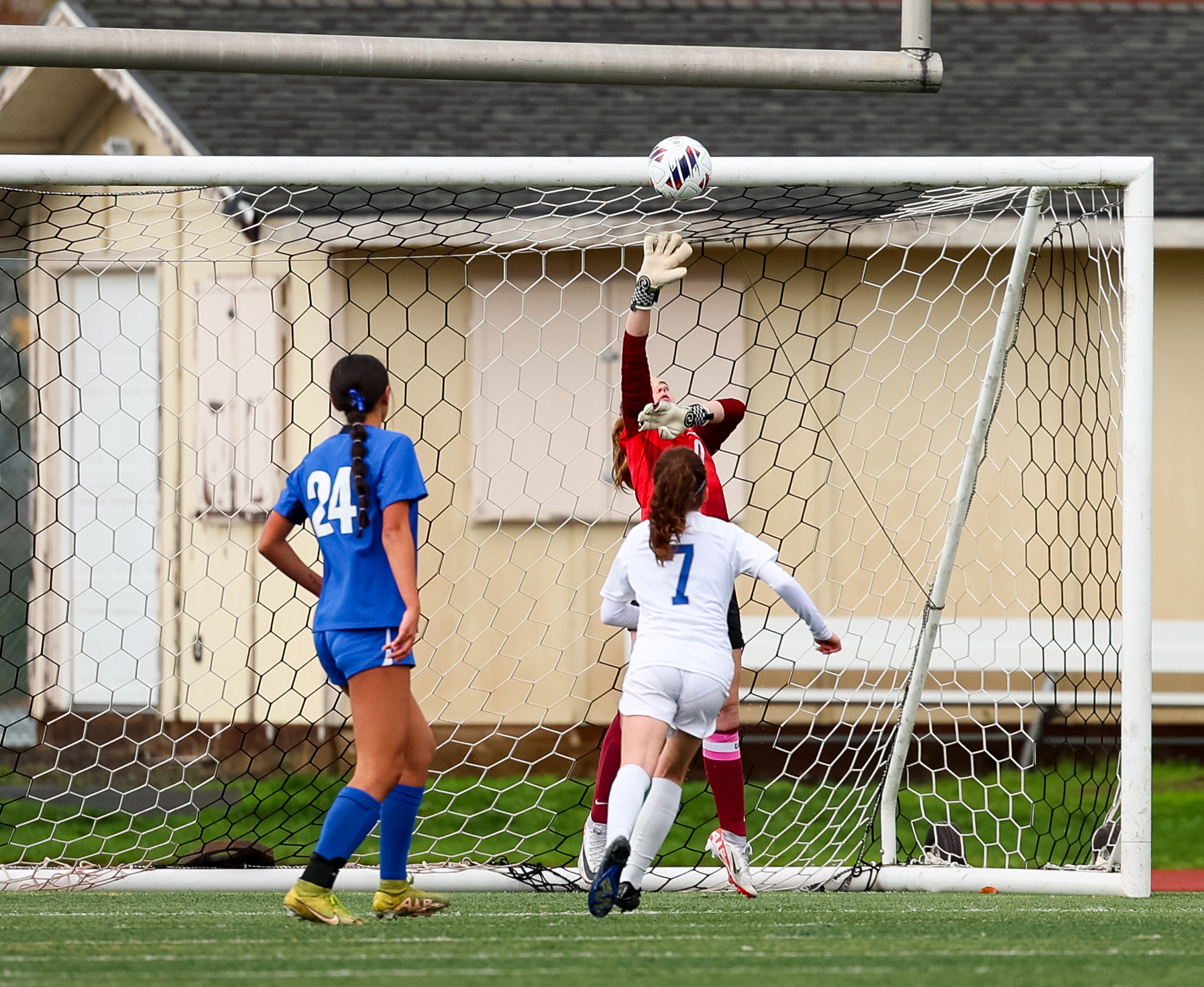 OSAA Class 3A/2A/1A girls soccer state championships: Catlin Gabel vs ...