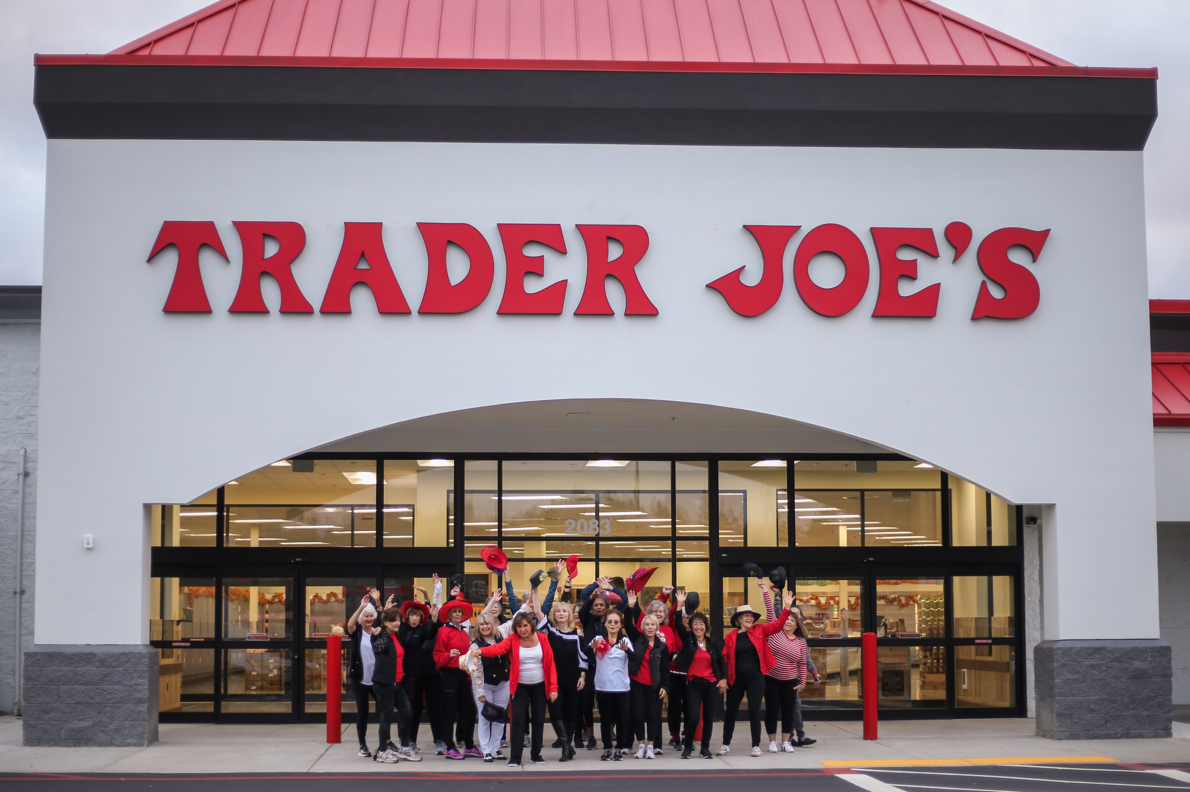 Gresham Trader Joe's Flash Mob - oregonlive.com