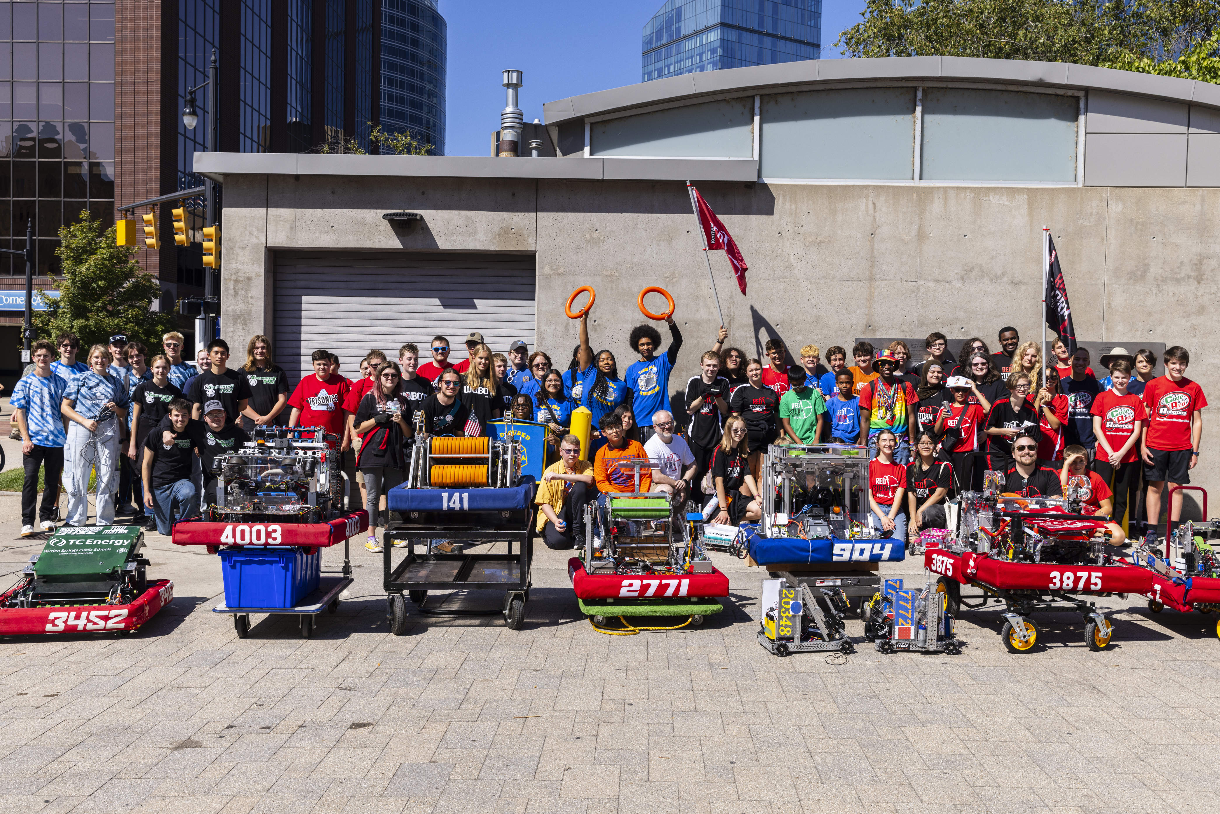 Robots invade Rosa Parks Circle during Robotics Expo and Parade - mlive.com