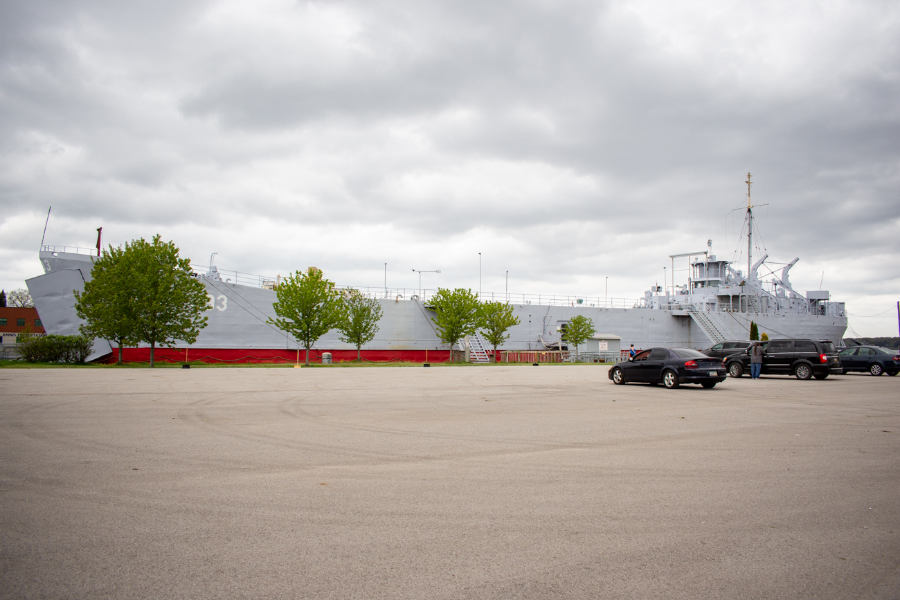 Muskegon’s USS LST 393 honors first responders with Master's Salute ...