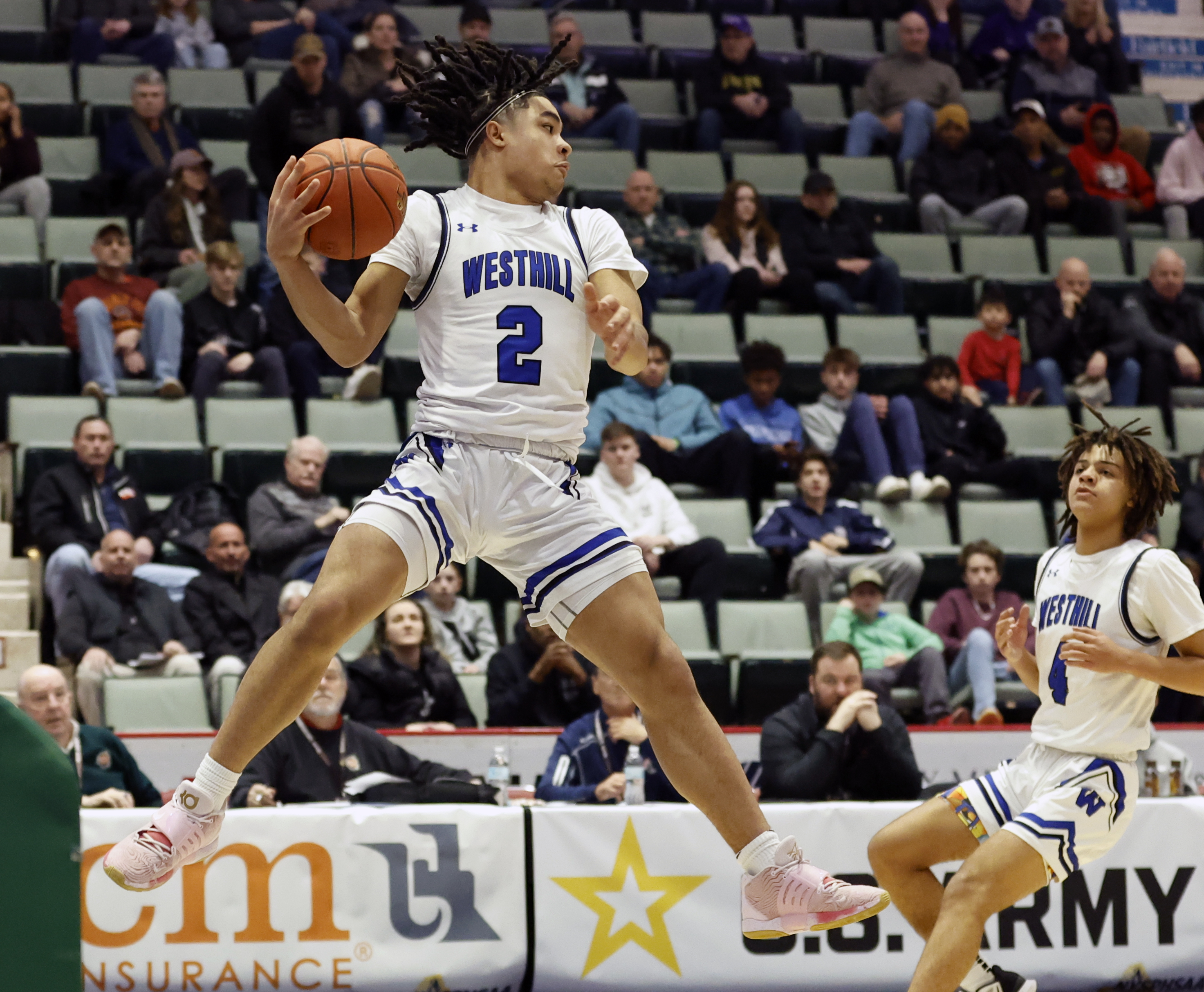New York State Class B Basketball Final: Westhill vs. Catholic Central ...