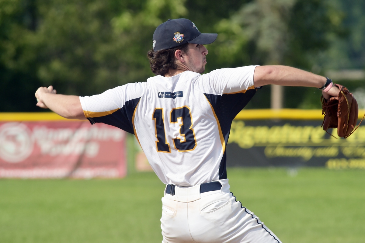 Westfield Starfires VS New Britain Bees at Bullens Field - masslive.com