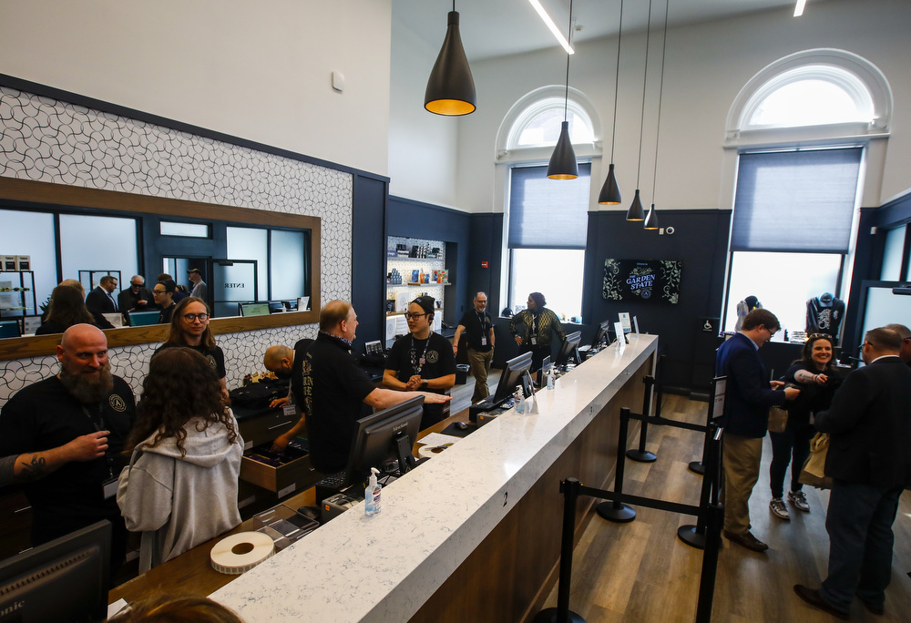 Recreational weed sales in New Jersey begin on April 21, 2022 ...