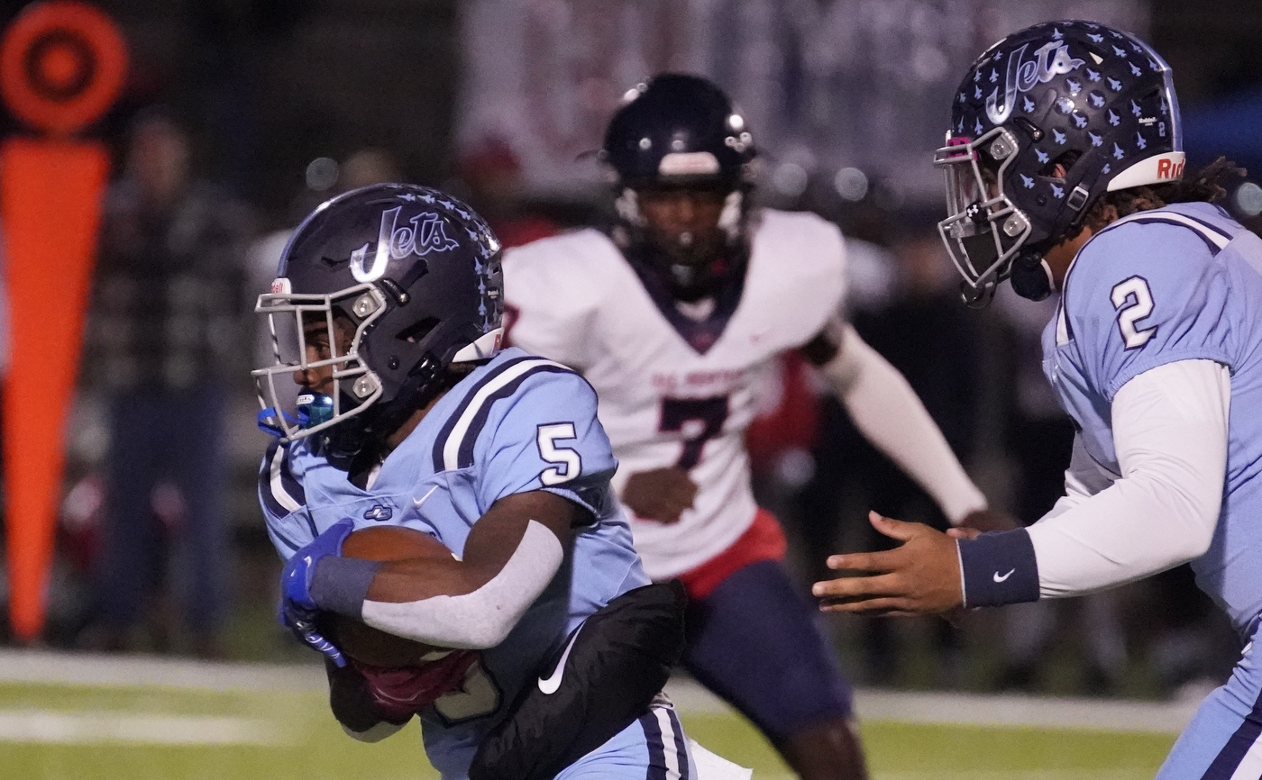 Oak Mountain vs. James Clemens High School Football Nov. 4, 2021 - al.com
