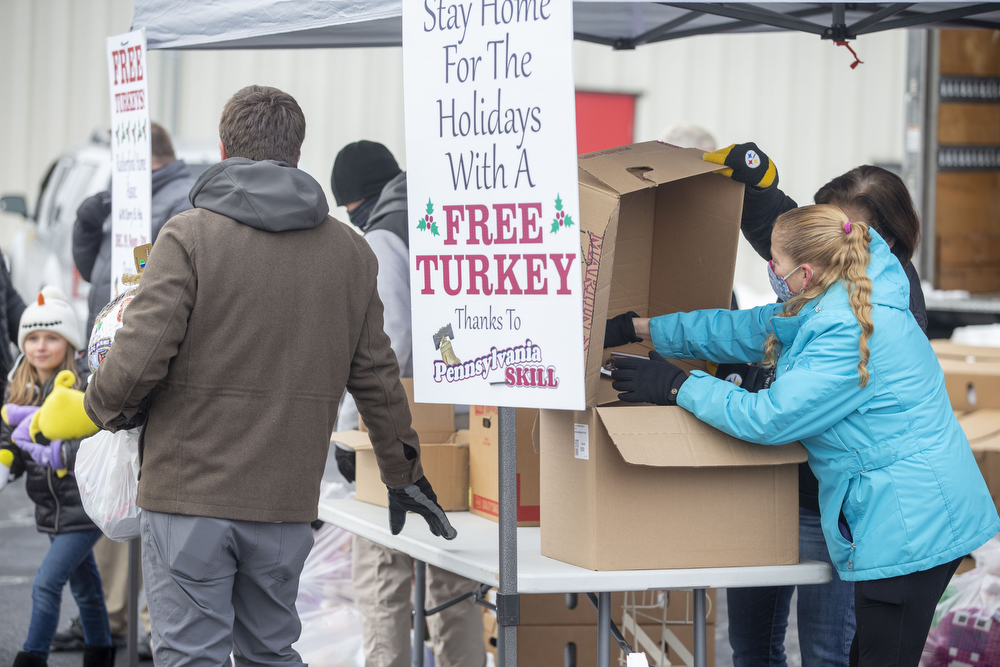 Free turkeys given away in Rutherford - pennlive.com