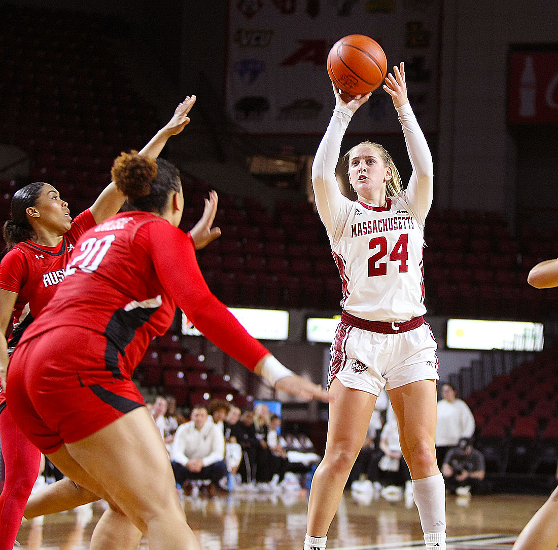 UMass Women's Basketball vs Northeastern 12/5/24 - masslive.com