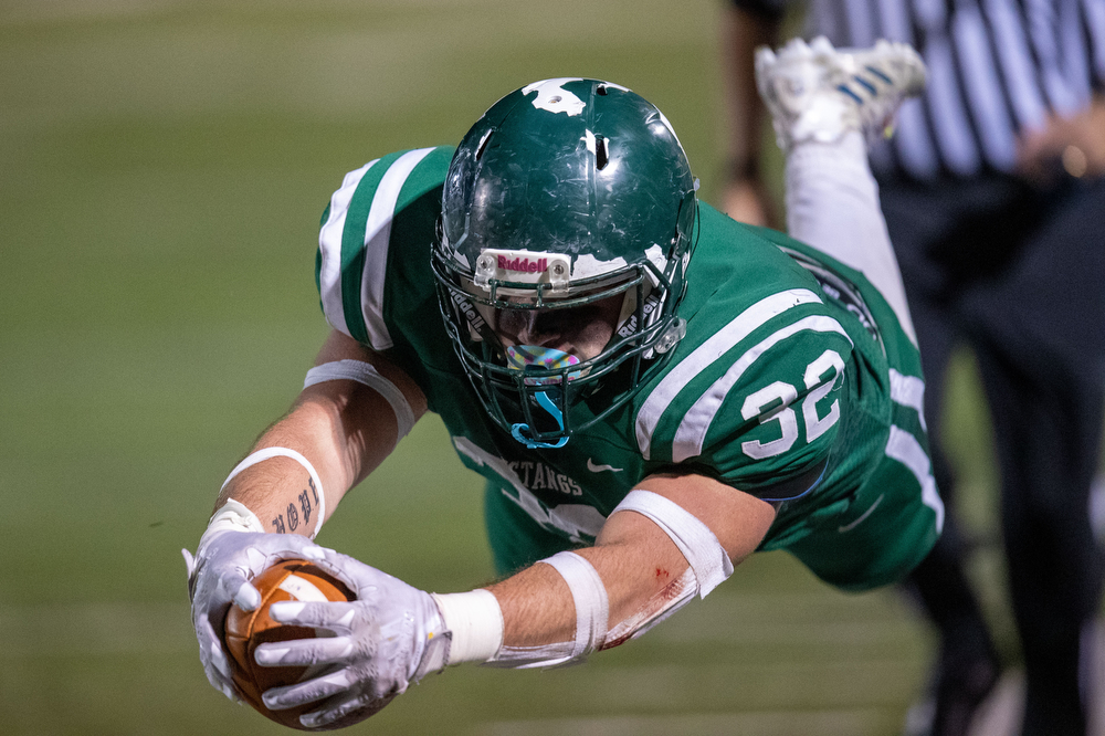 West Perry hosts Schuylkill Valley in D3 football quarterfinal ...