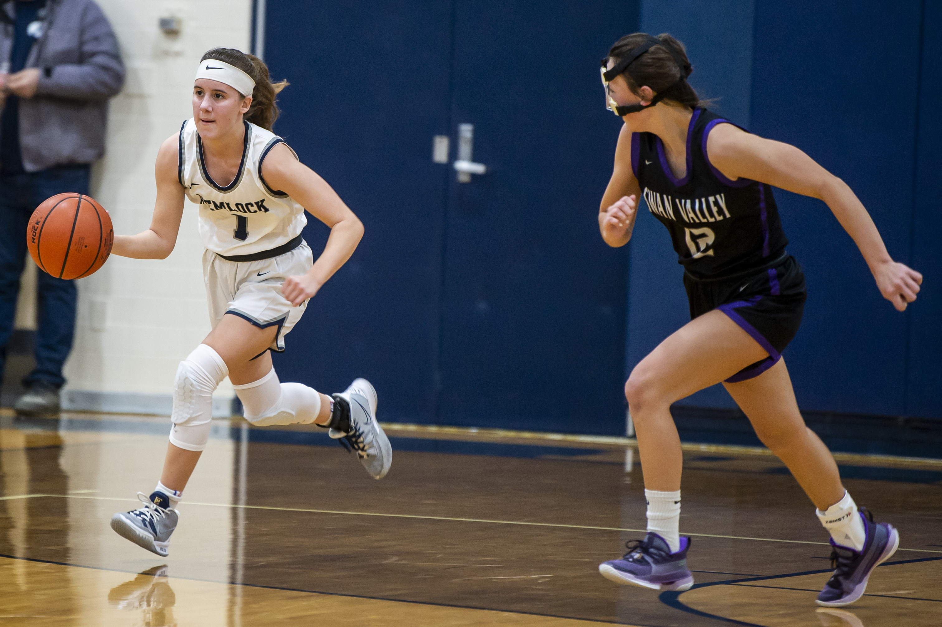 Swan Valley girls basketball takes down Hemlock - mlive.com