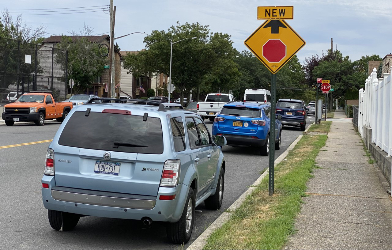 Stop signs installed outside Staten Island schools - silive.com