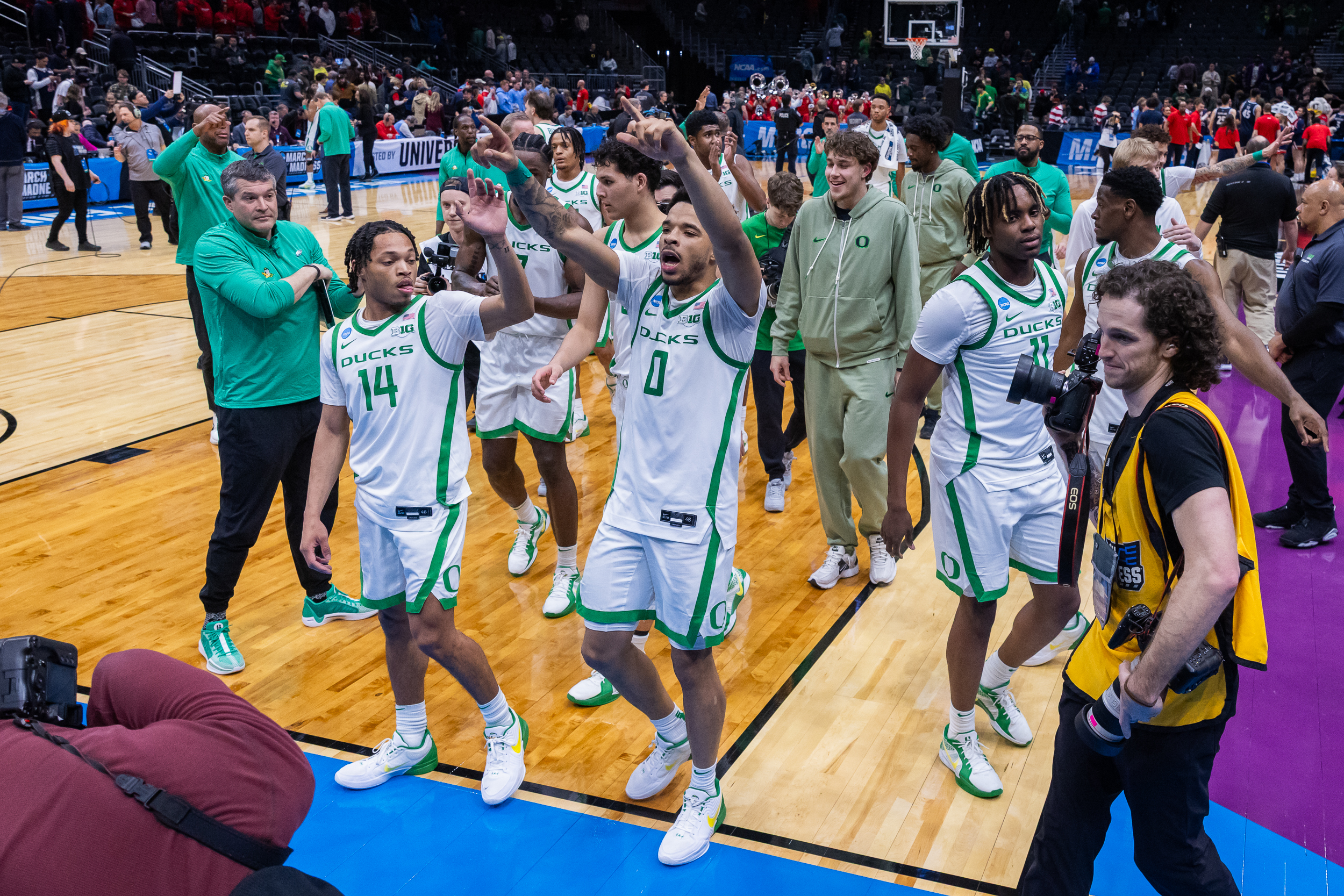 Oregon Ducks vs. Liberty Flames in men's NCAA Tournament - oregonlive.com