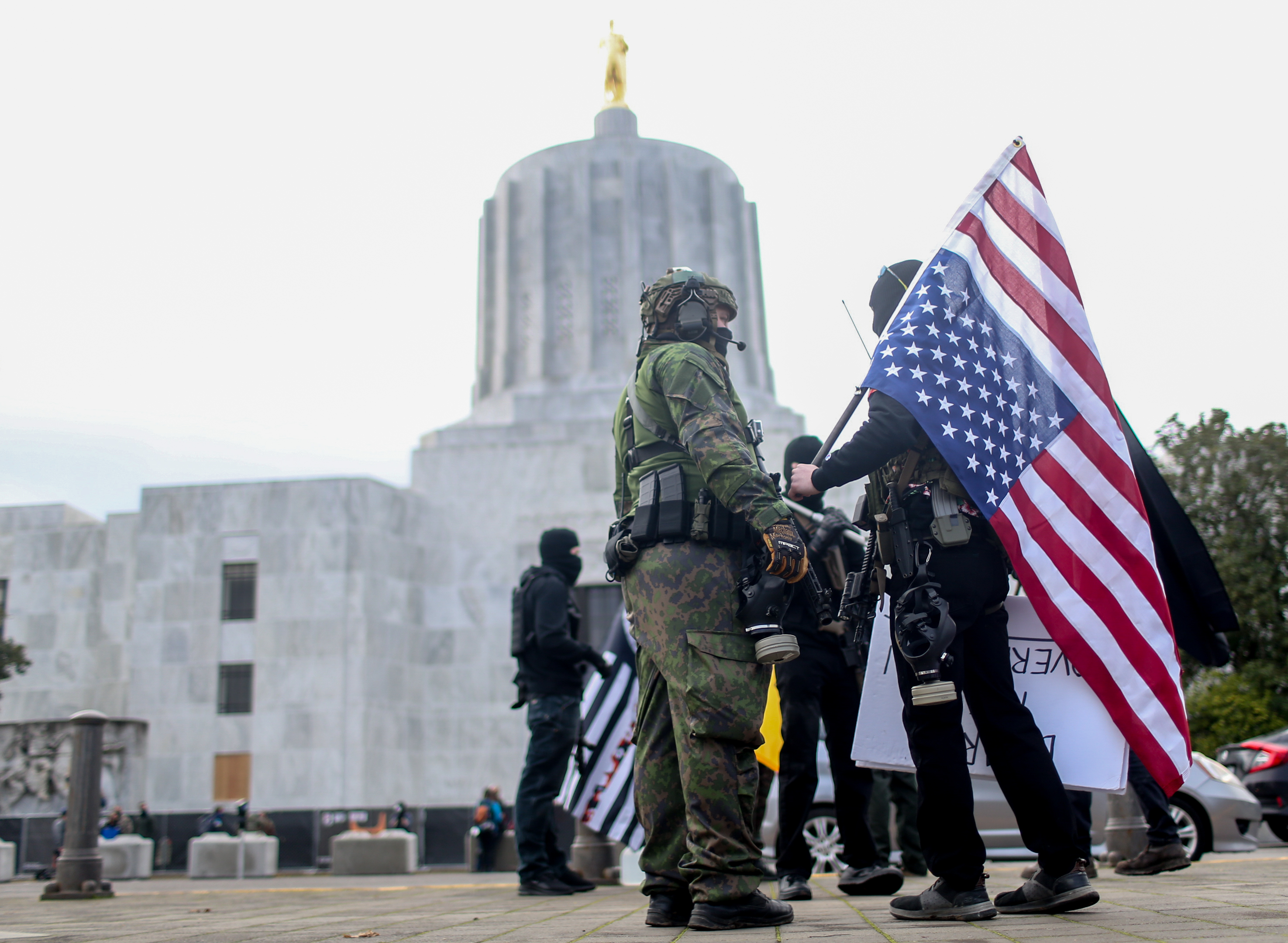 Armed demonstrators gather outside Oregon Capitol - oregonlive.com