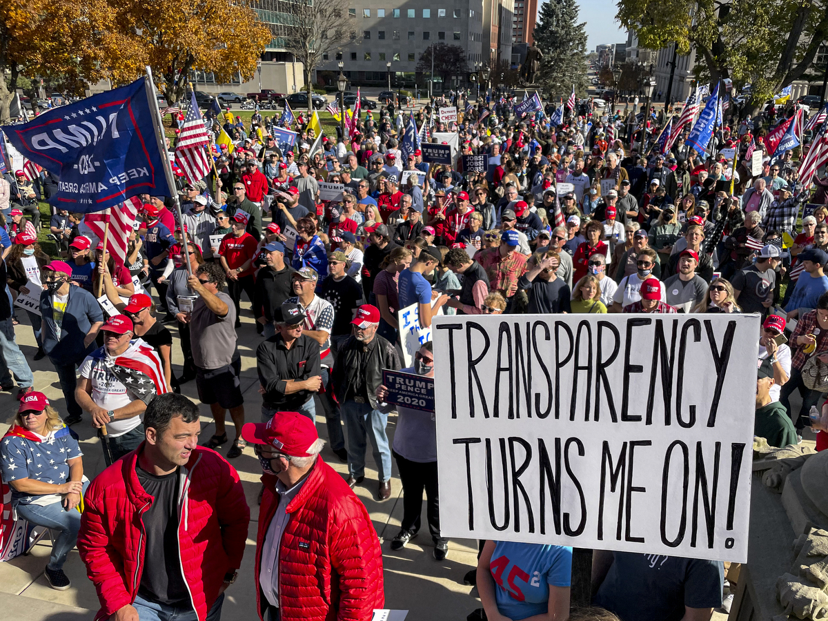 Trump supporters "stop the steal" rally at Michigan State Capitol ...