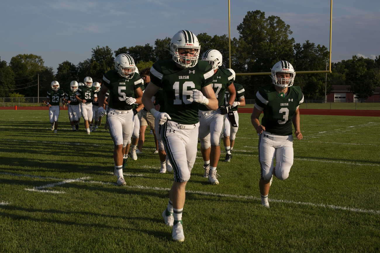 Whitmore Lake vs FGR football game Thursday night - mlive.com