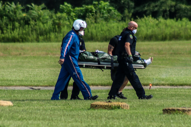 Shooter in mask dispute is wounded in gunfight with cops, police say ...