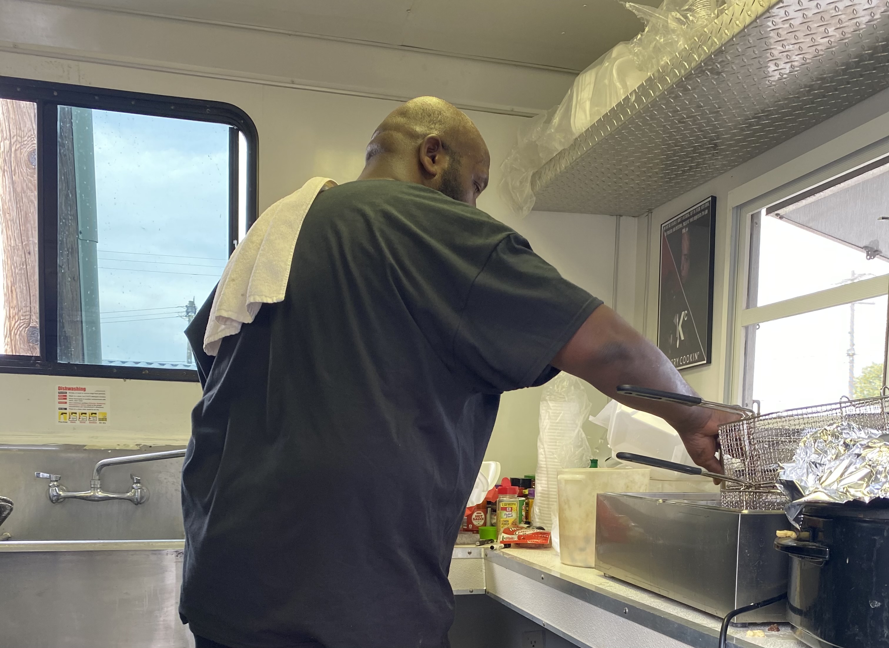 Kuntry Cookin' rolls out new food truck - mlive.com