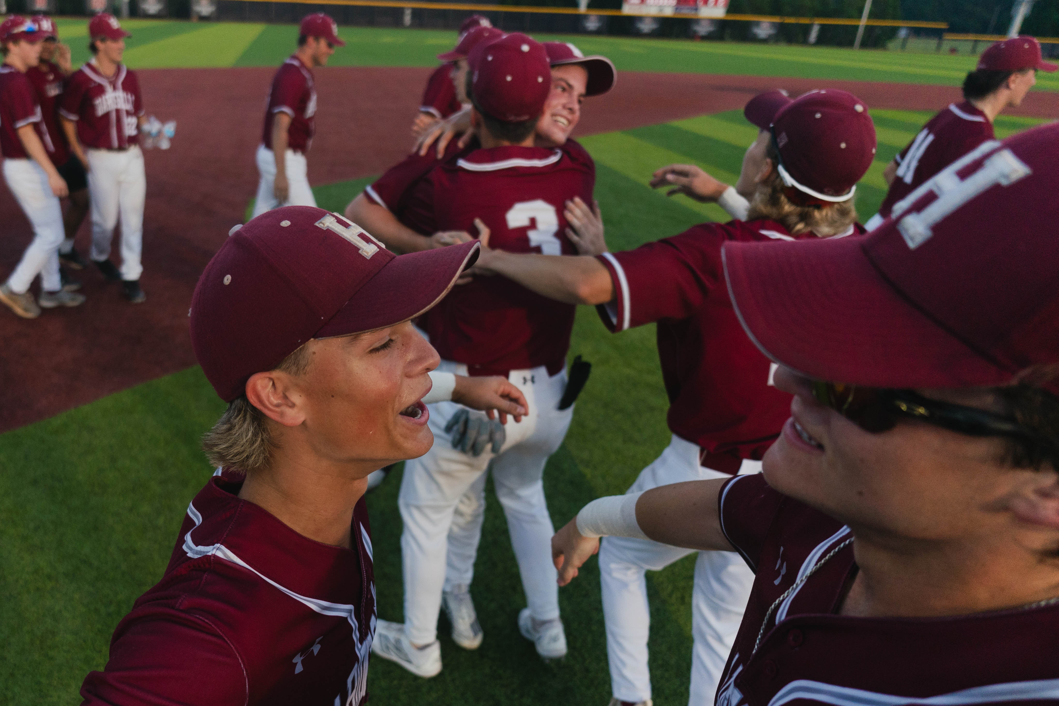 Hartselle vs. Oxford Baseball Game 3 Semifinal - al.com