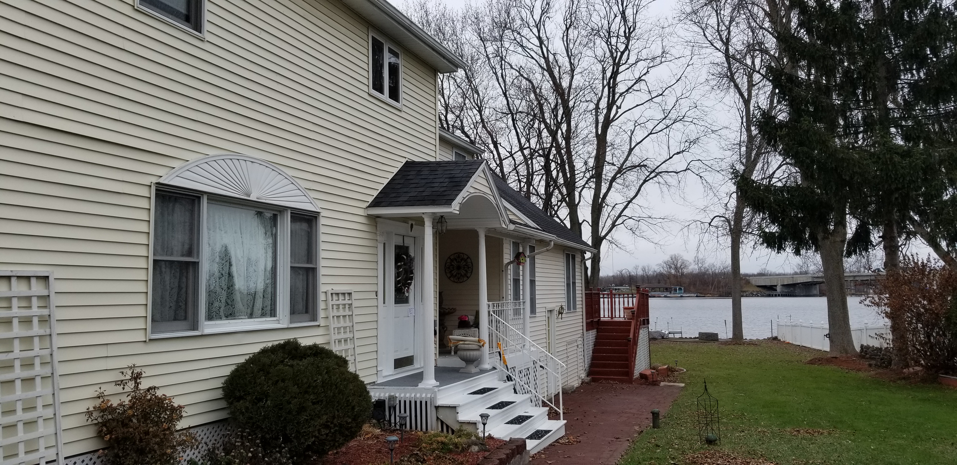 Brewerton property on Oneida Lake has three homes on it - syracuse.com
