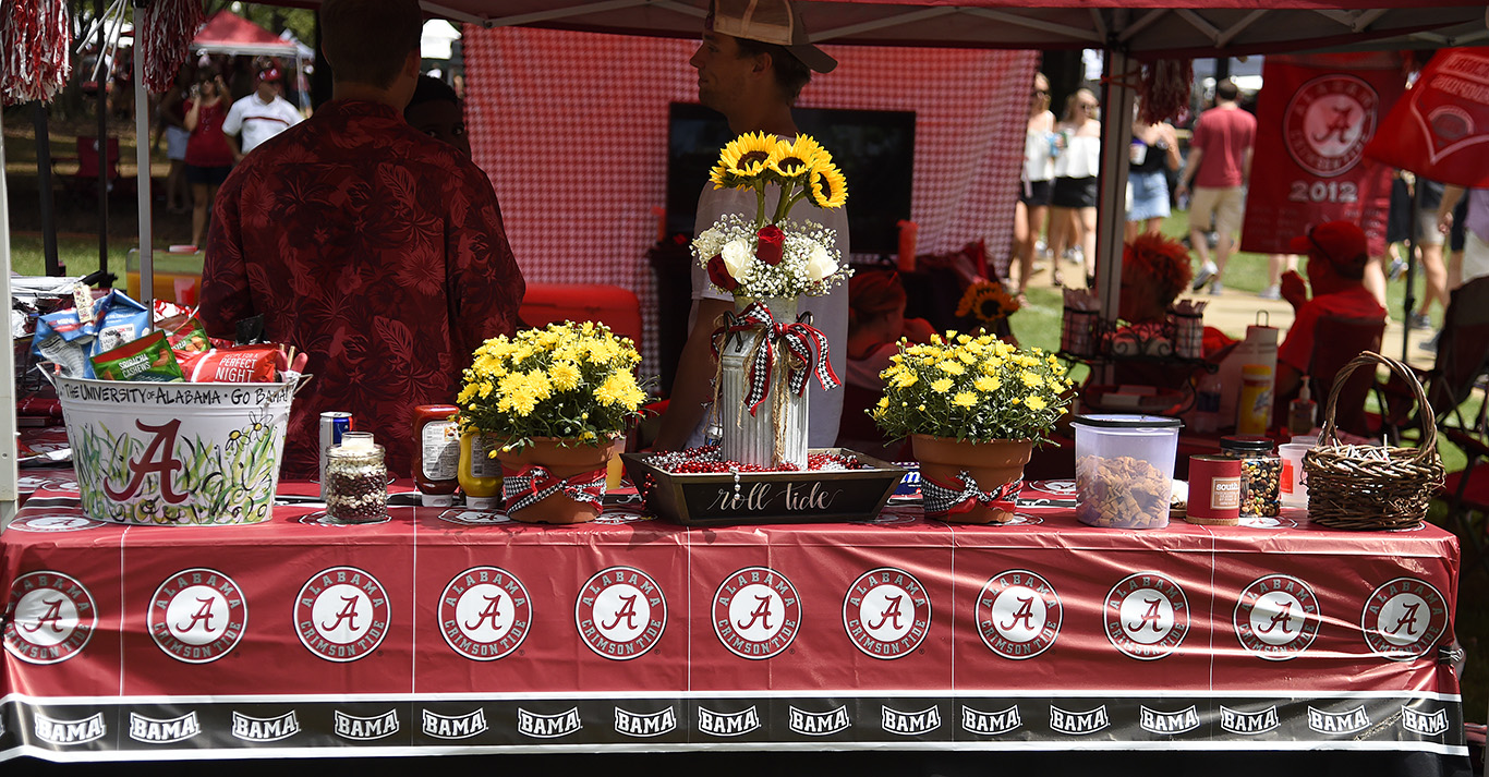 Alabama Football Tailgate: The Quad - al.com