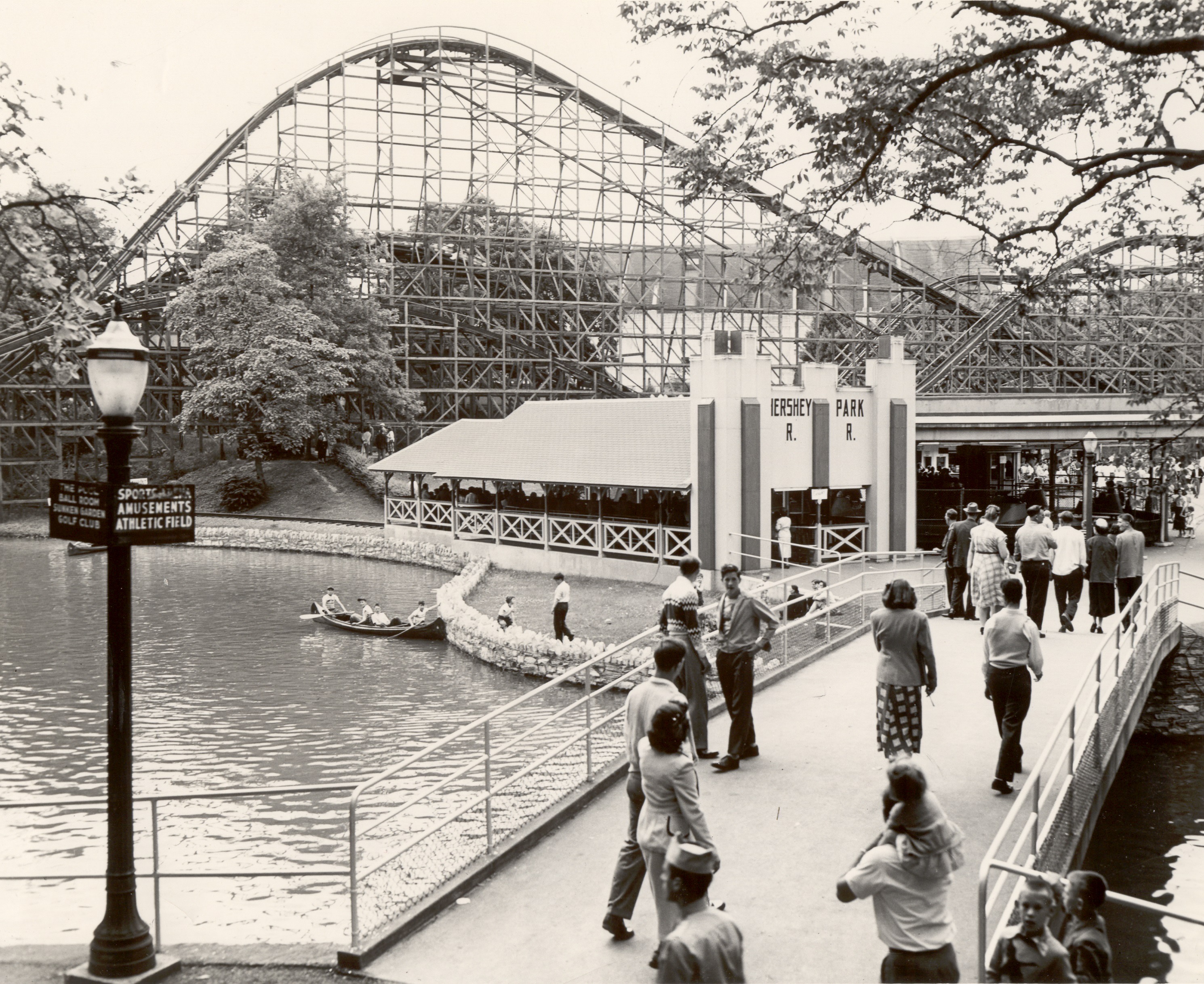 The Comet roller coaster at Hersheypark turns 75 - pennlive.com