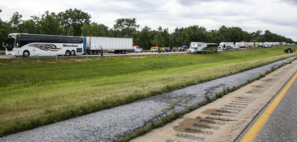 I-81 multi-vehicle crash in southbound lanes - pennlive.com