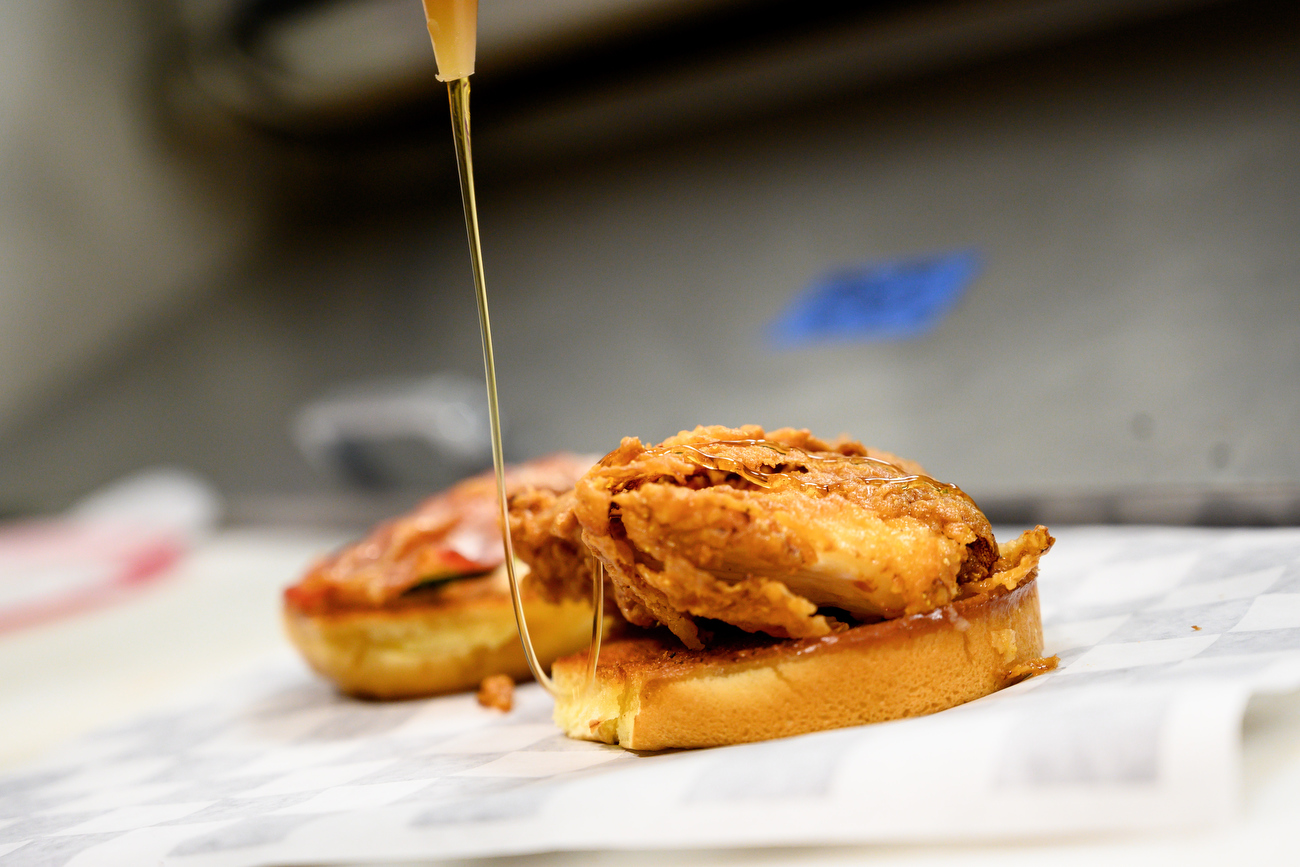 Moe's Neighborhood Bar opens delivery-only ahead of space on North ...