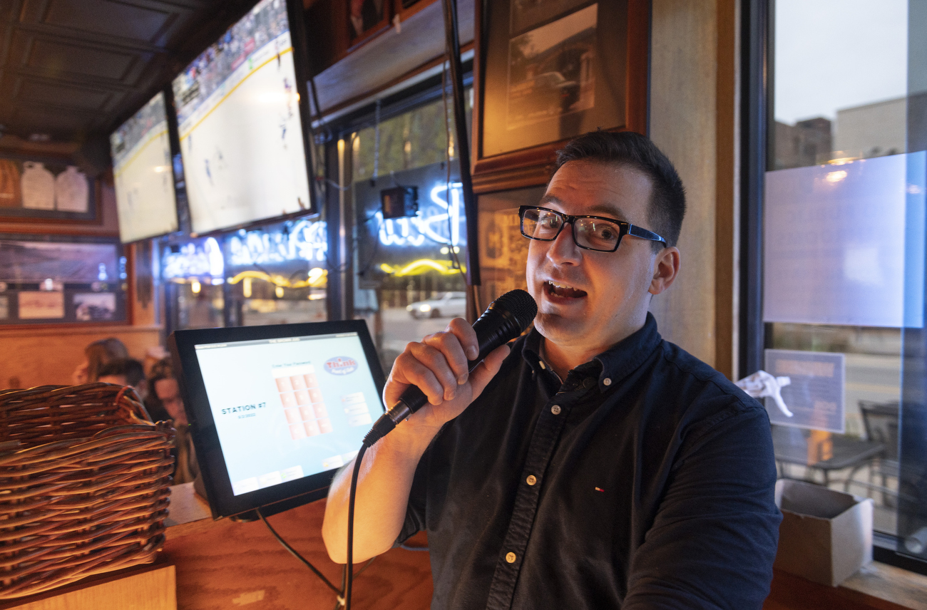 Joshua Bosman hosts trivia at the Brown Jug - mlive.com