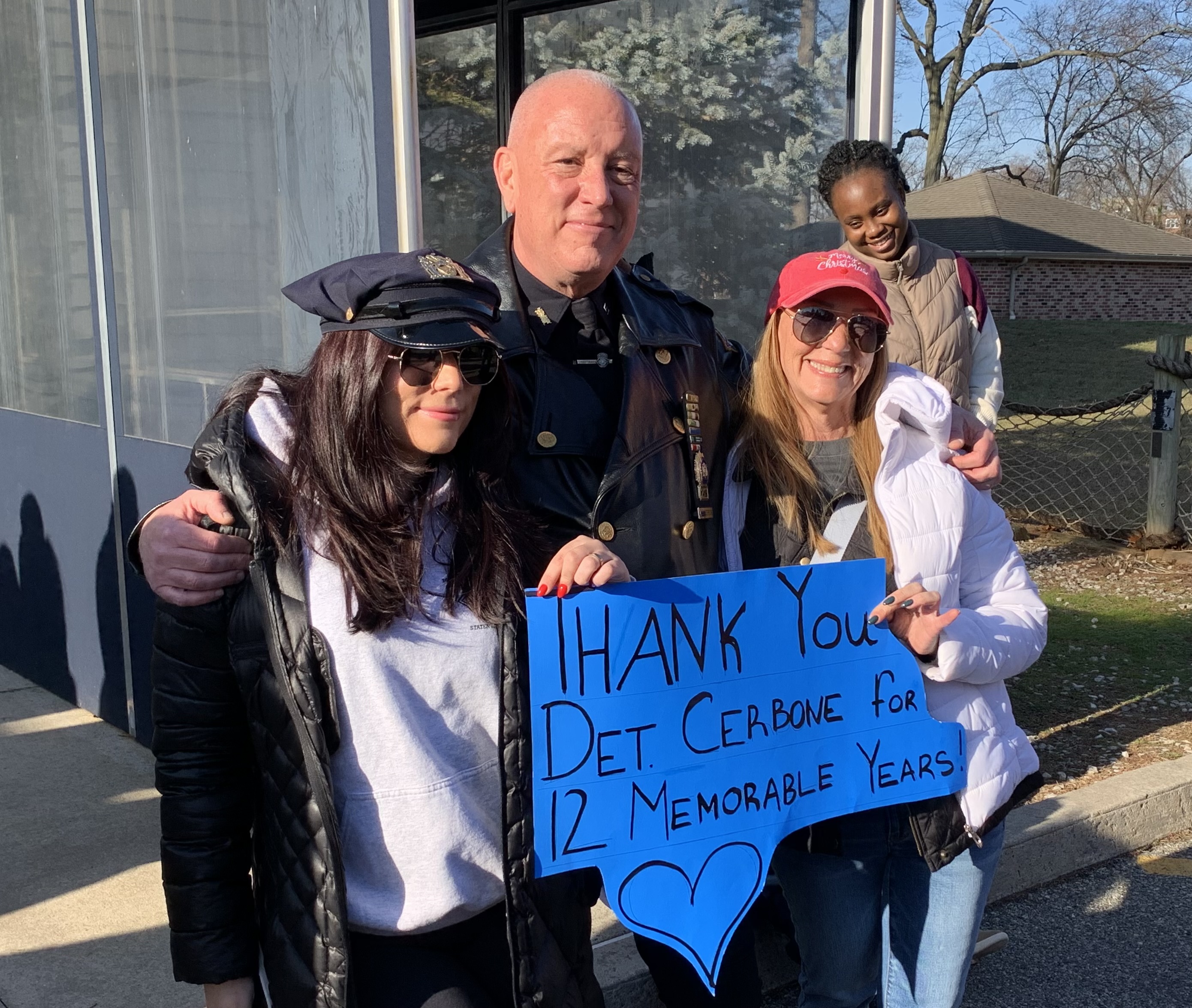 Santa and Highway Patrol Unit 5 deliver gifts to the children at Seton ...