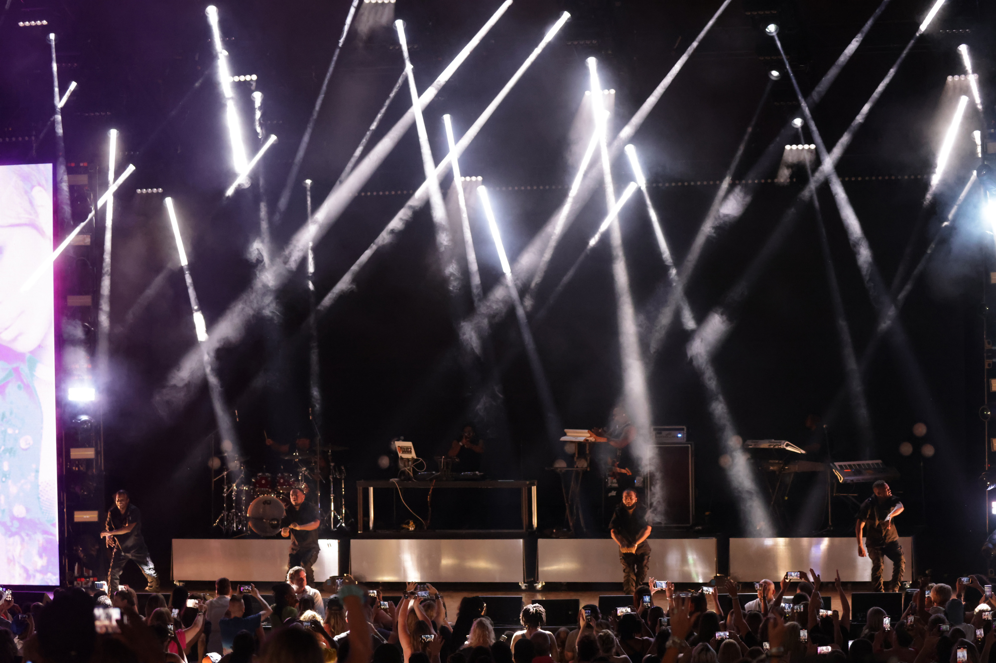 Shaggy & TLC Hot Summer Nights 2023 Tour at Blossom - cleveland.com