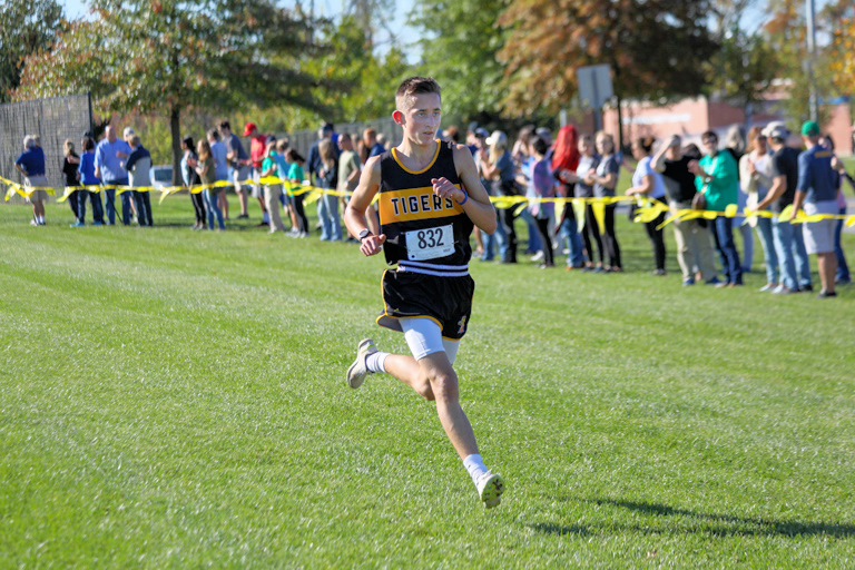 Colonial League cross country meet on Oct. 20, 2021 - lehighvalleylive.com