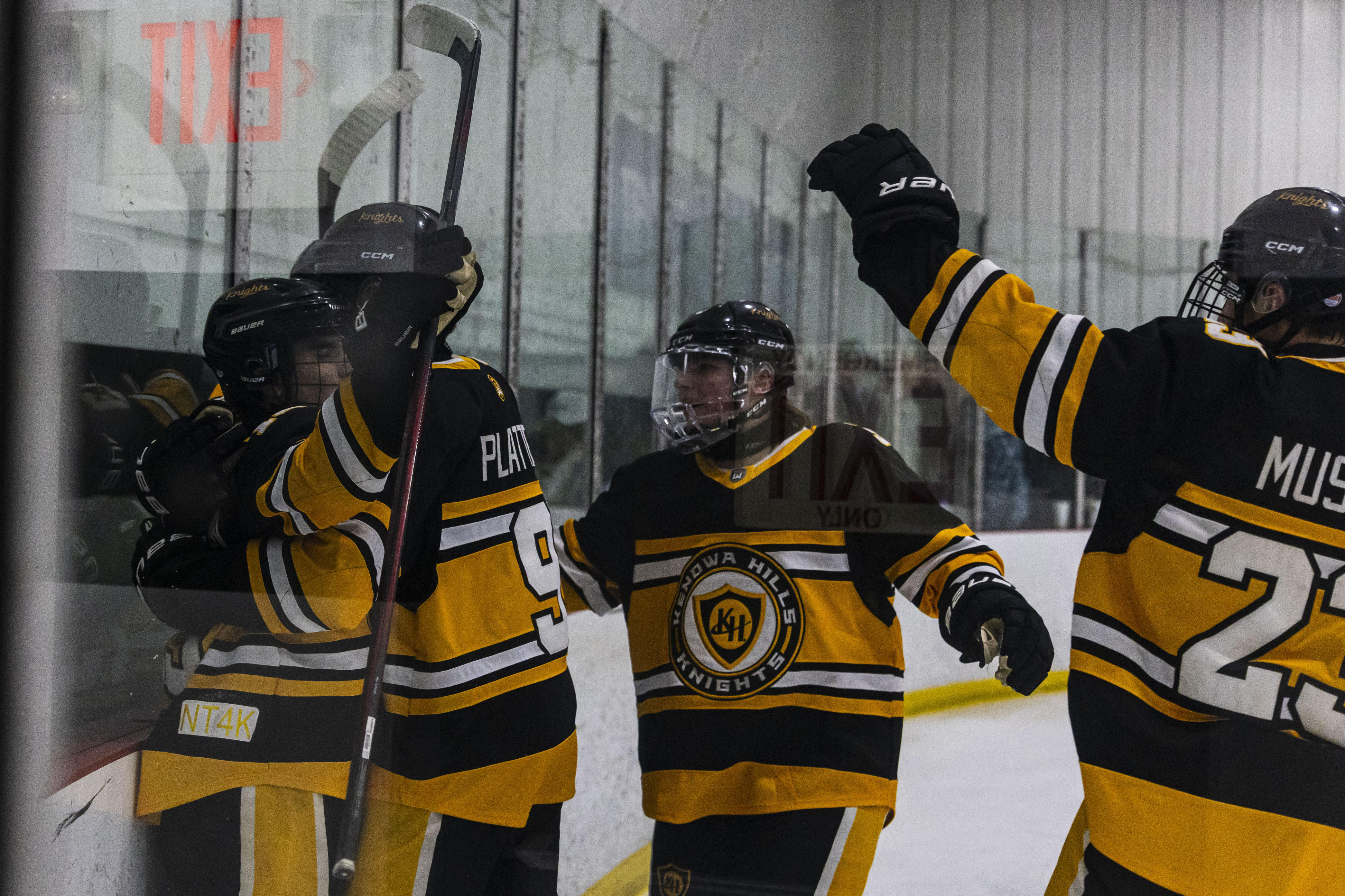 Mona Shores and Kenowa Hills go head-to-head in boys varsity hockey ...