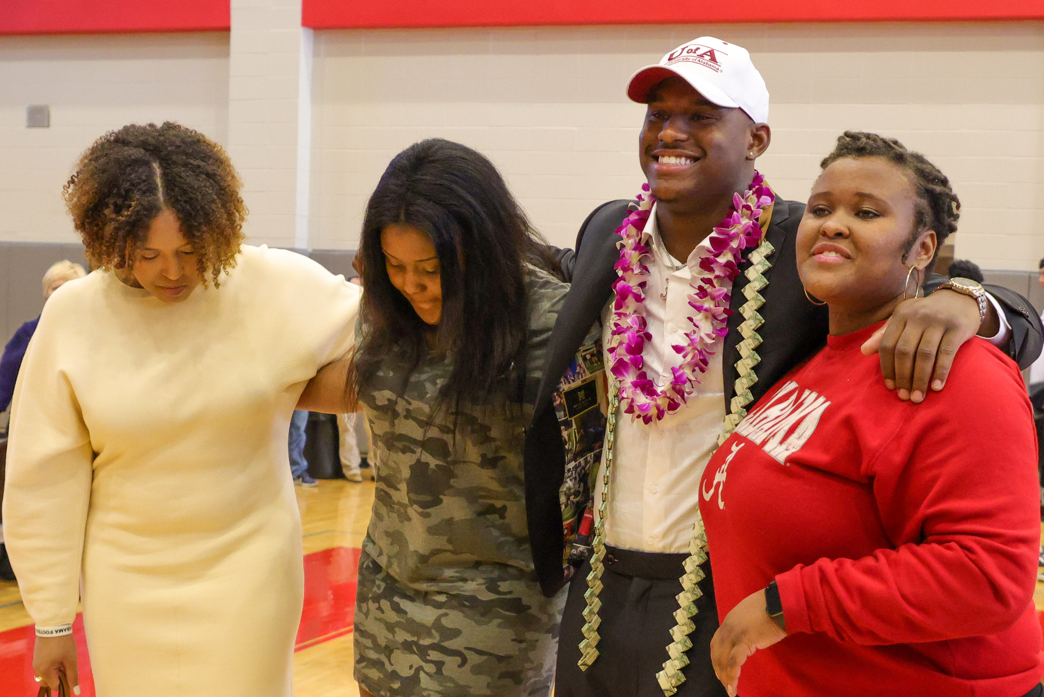 Thompson college signees - al.com