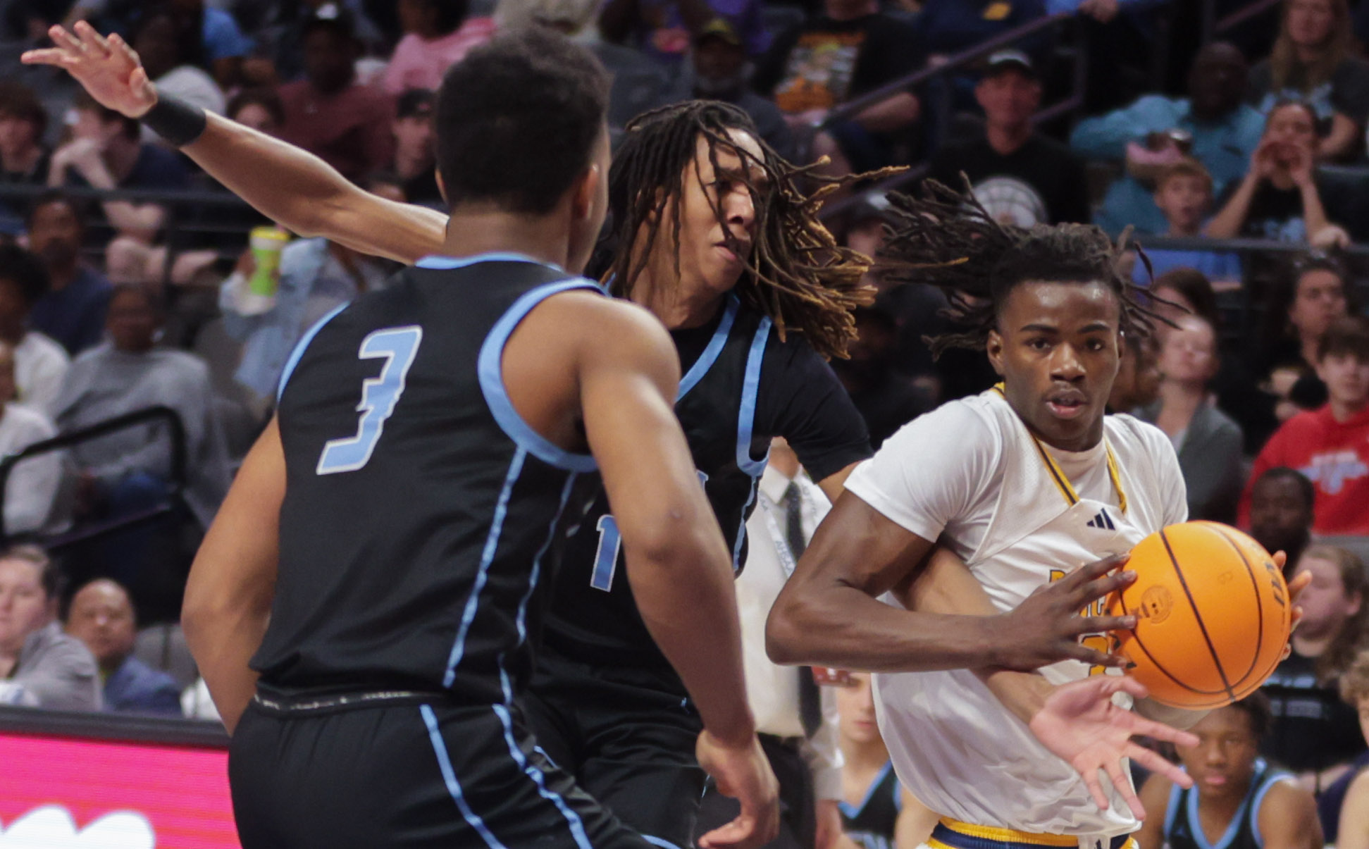 AHSAA 6A boys semifinal: Buckhorn vs. Helena - al.com