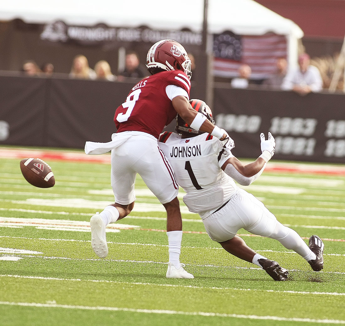 UMass Football vs Arkansas State 9/30/23 - masslive.com