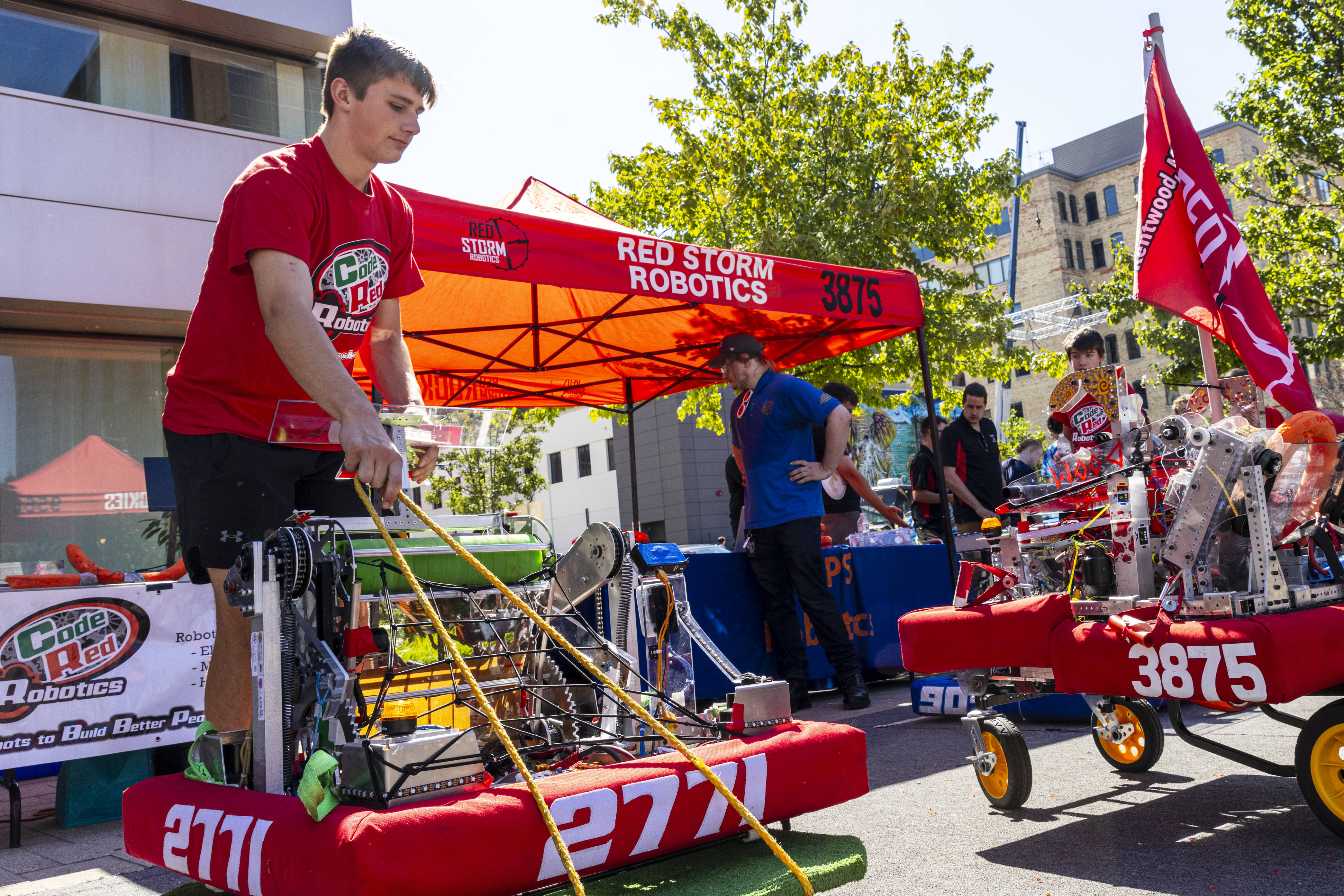 Robots invade Rosa Parks Circle during Robotics Expo and Parade - mlive.com
