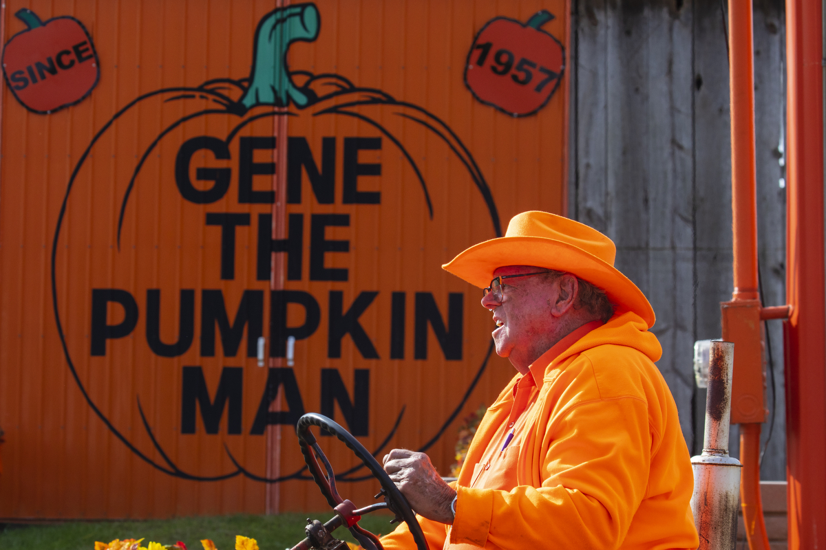 Kalamazoo legend Gene "The Pumpkin Man" Rhodes passes away at age 88 ...