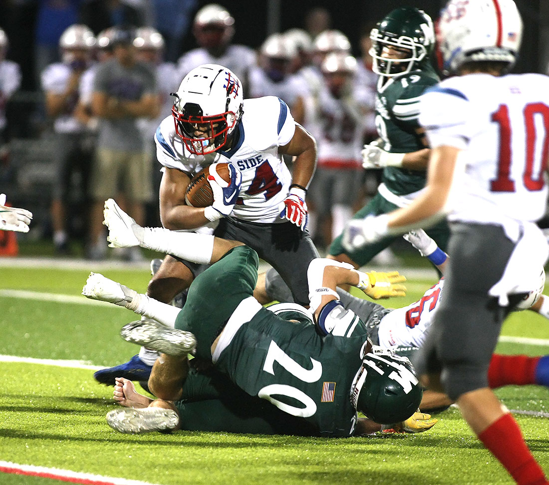 West Springfield vs Minnechaug Football 9/9/22 - masslive.com