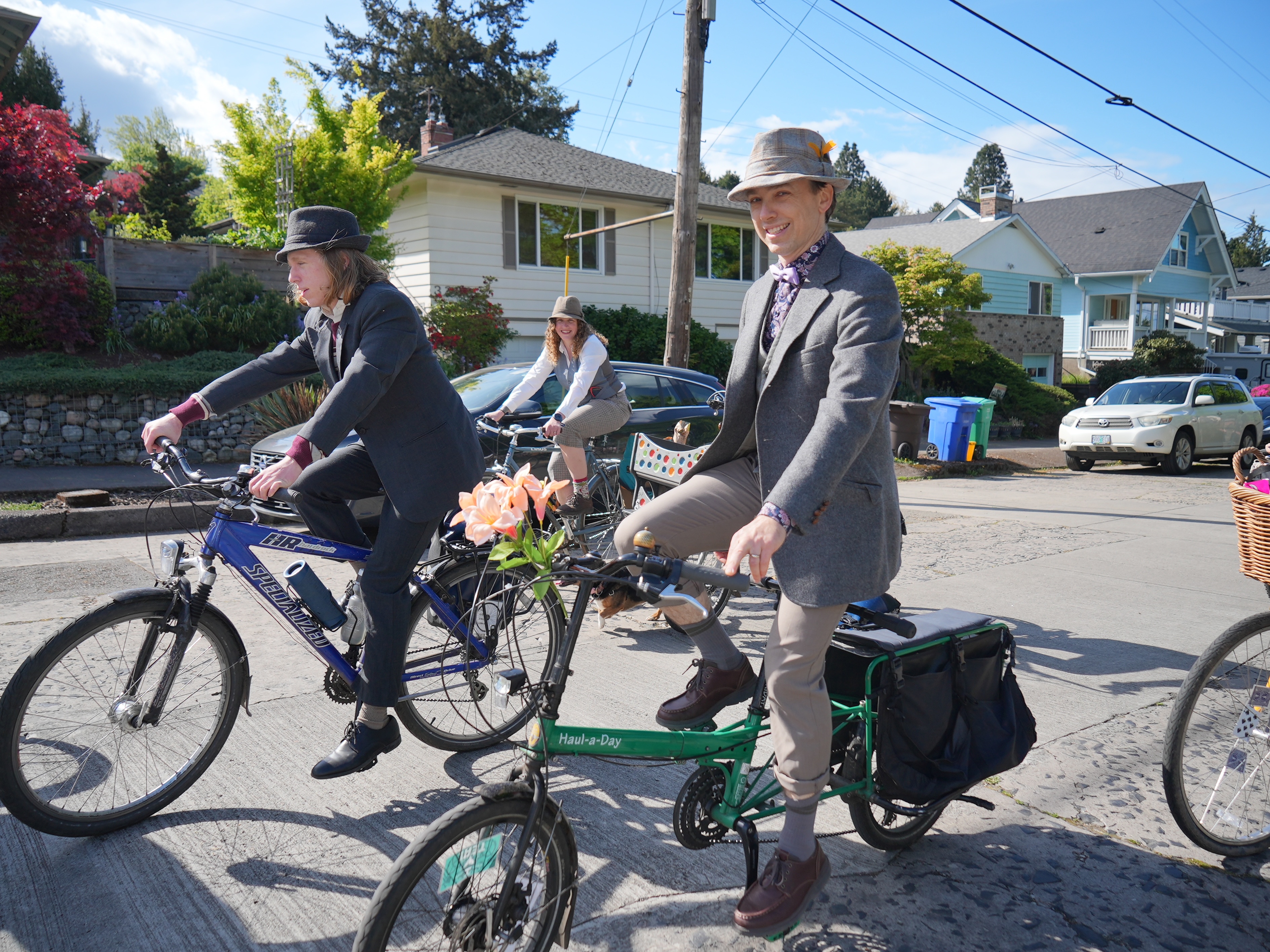 Portland Tweed Ride 2024 - oregonlive.com