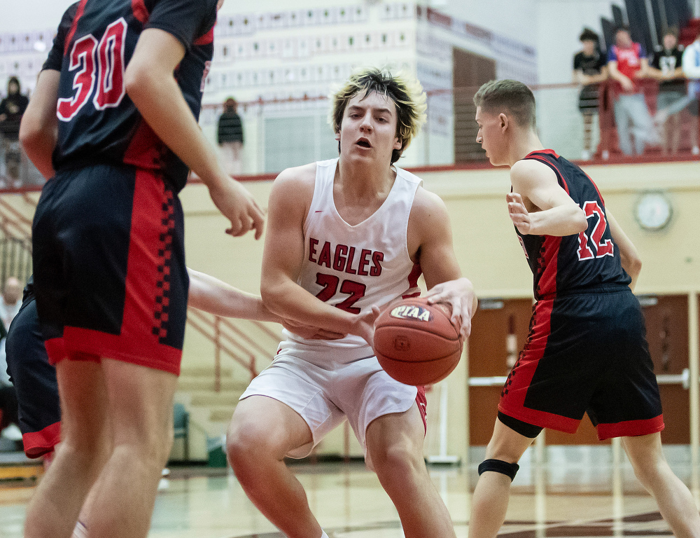 Cumberland Valley defeats Hempfield 46-35 in District 3-6A boys ...