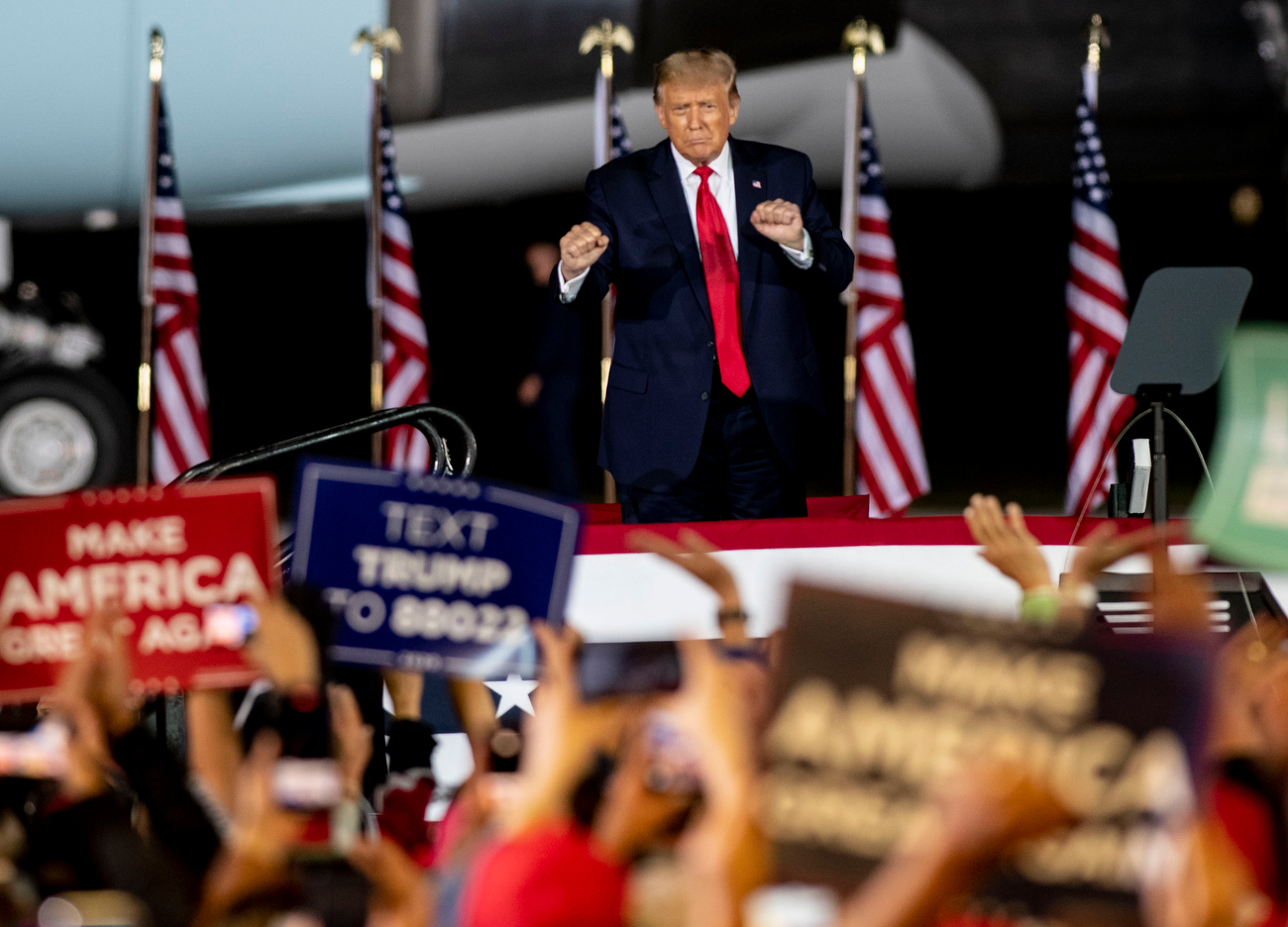 President Donald Trump campaigns in Freeland Michigan - mlive.com