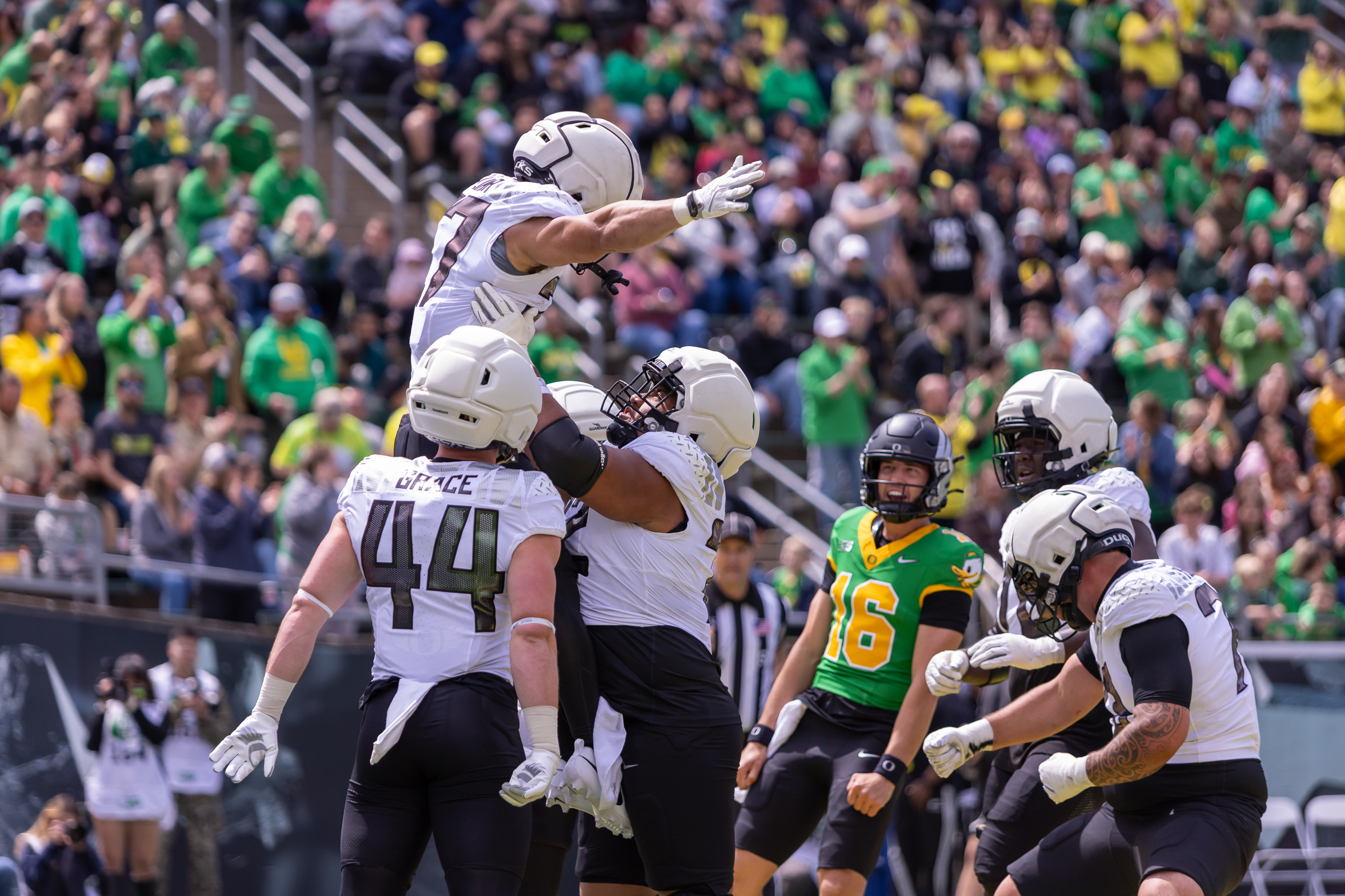 Oregon Ducks spring football game 2025 - oregonlive.com