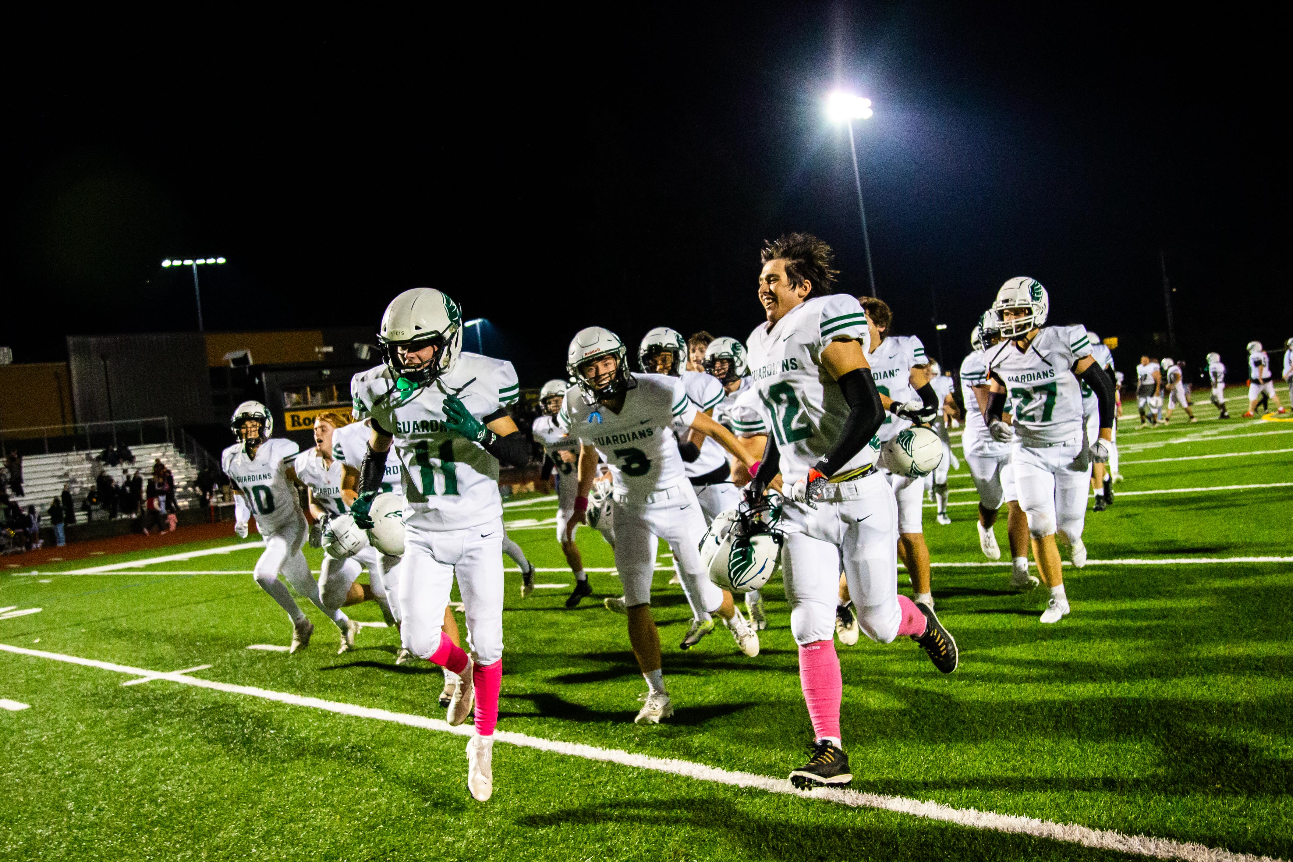 Oregon high school football: Wells Guardians vs Roosevelt Roughriders ...