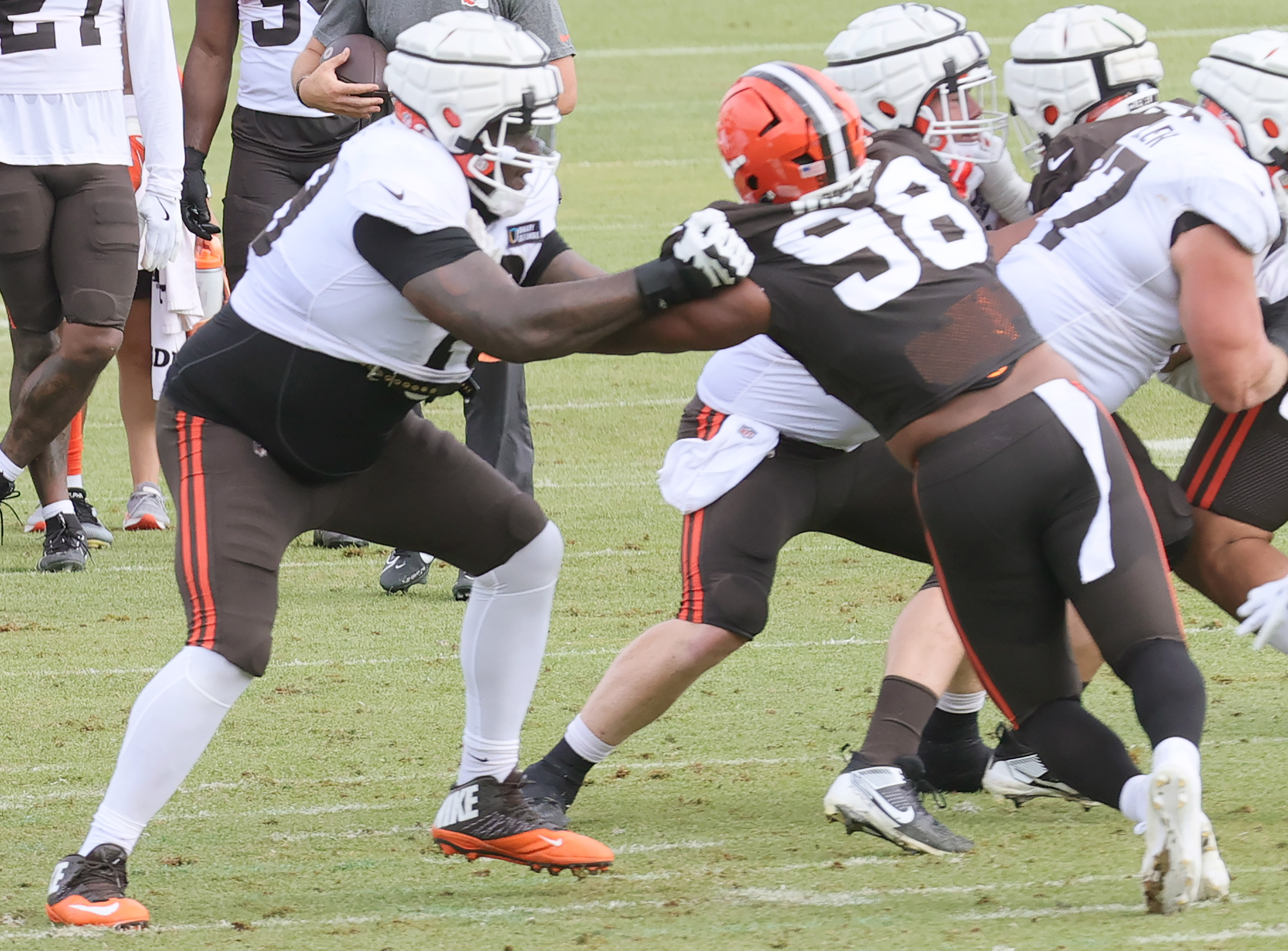 Cleveland Browns offensive tackle Dewand Jones, August 1, 2024 ...