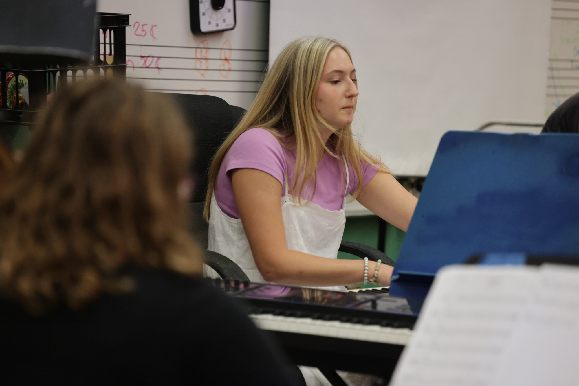 Normandy HS band rehearses for upcoming "Dark Side of the Moon ...