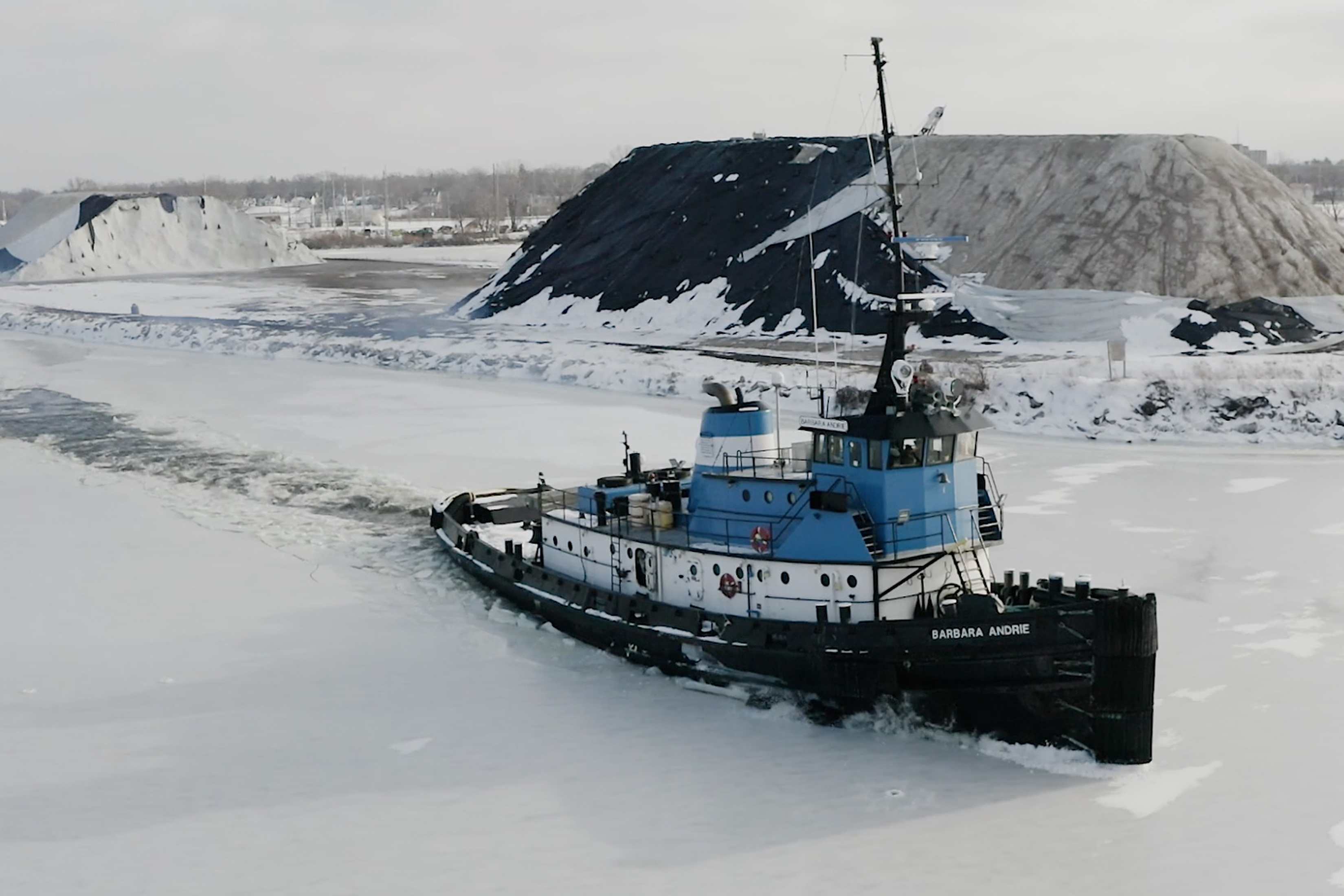 2022 Great Lakes ice expanding - mlive.com